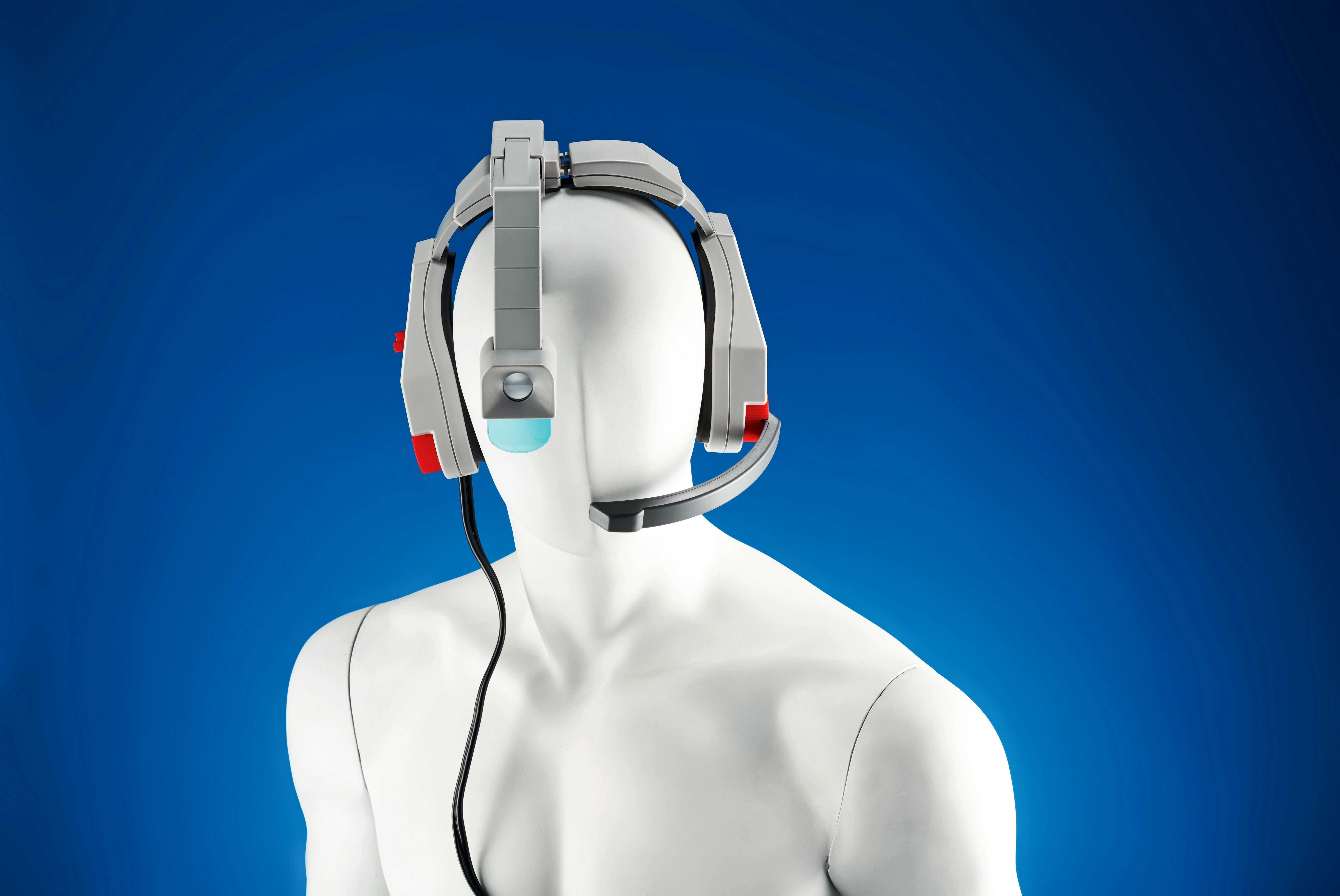 25 extremely rare game consoles and accessories