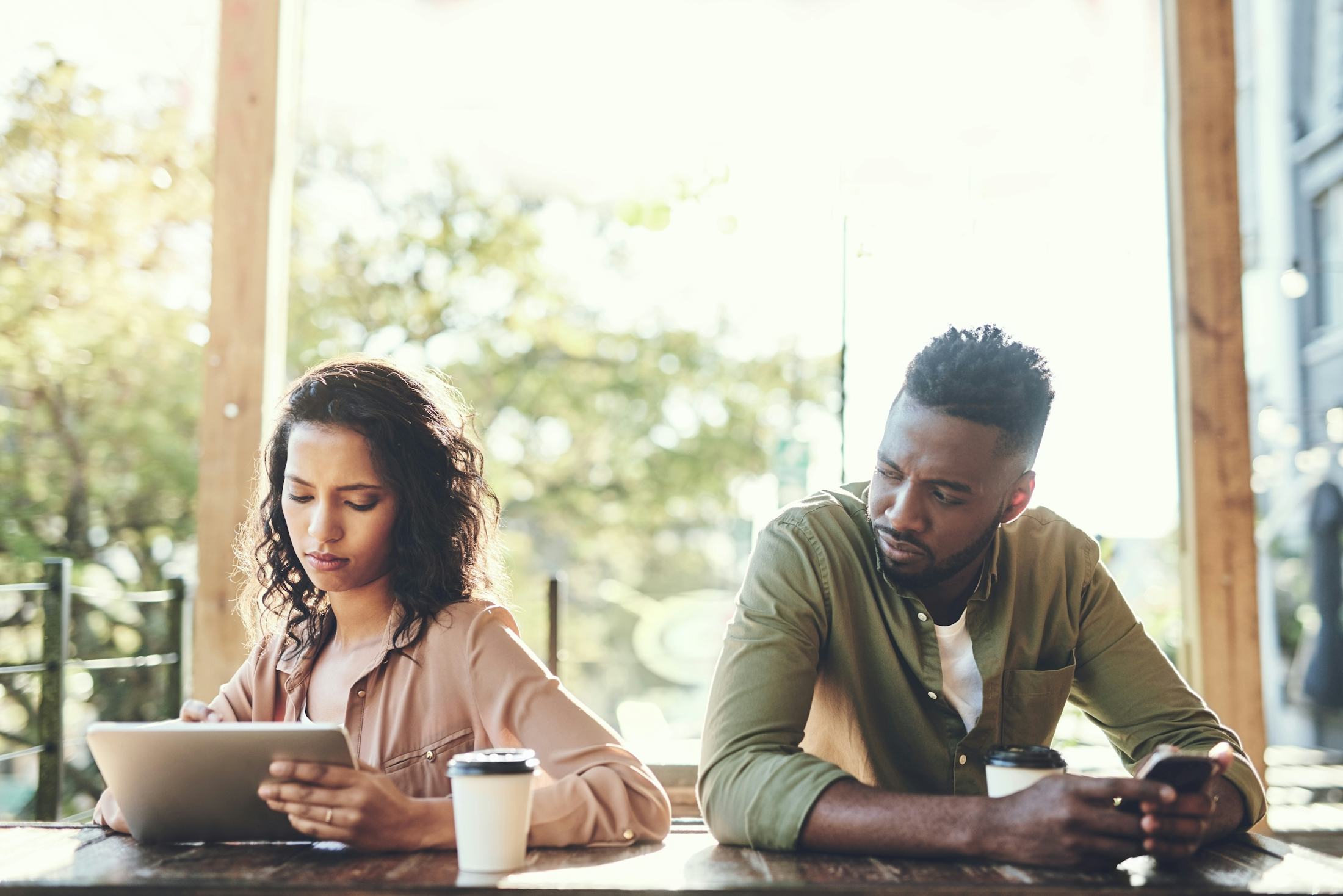 15 Early Relationship Problems That Are Most Likely To Get Worse Over Time