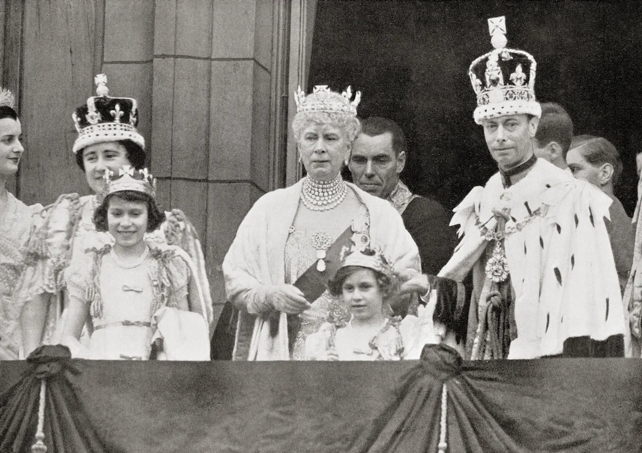 20 Childhood Photos Of Queen Elizabeth II