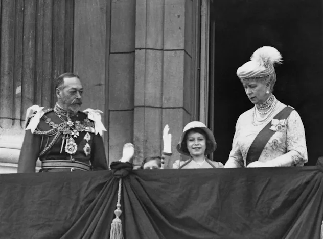20 Childhood Photos Of Queen Elizabeth II