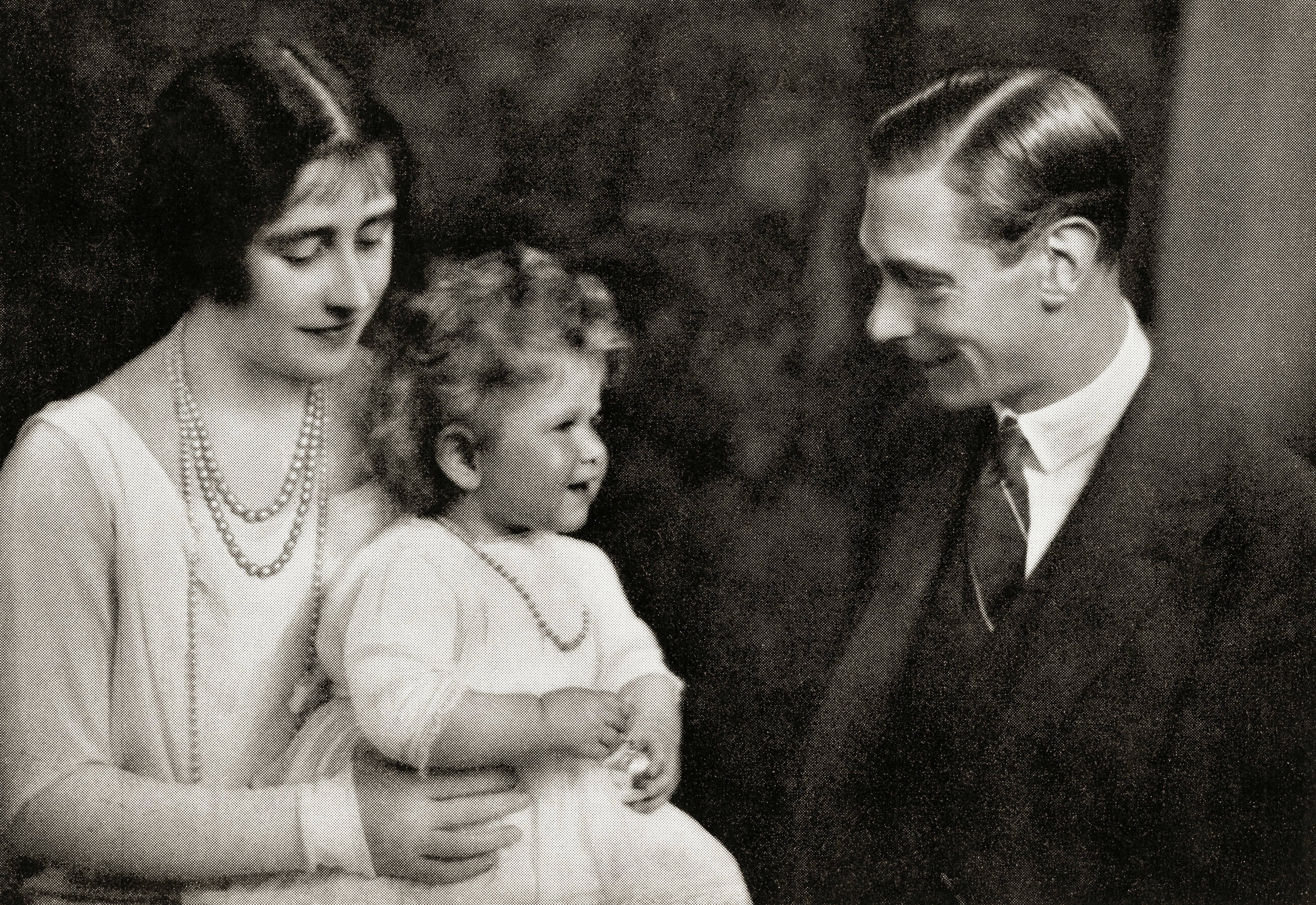 Queen Elizabeth Ii Childhood And Early Life Dk Find Out