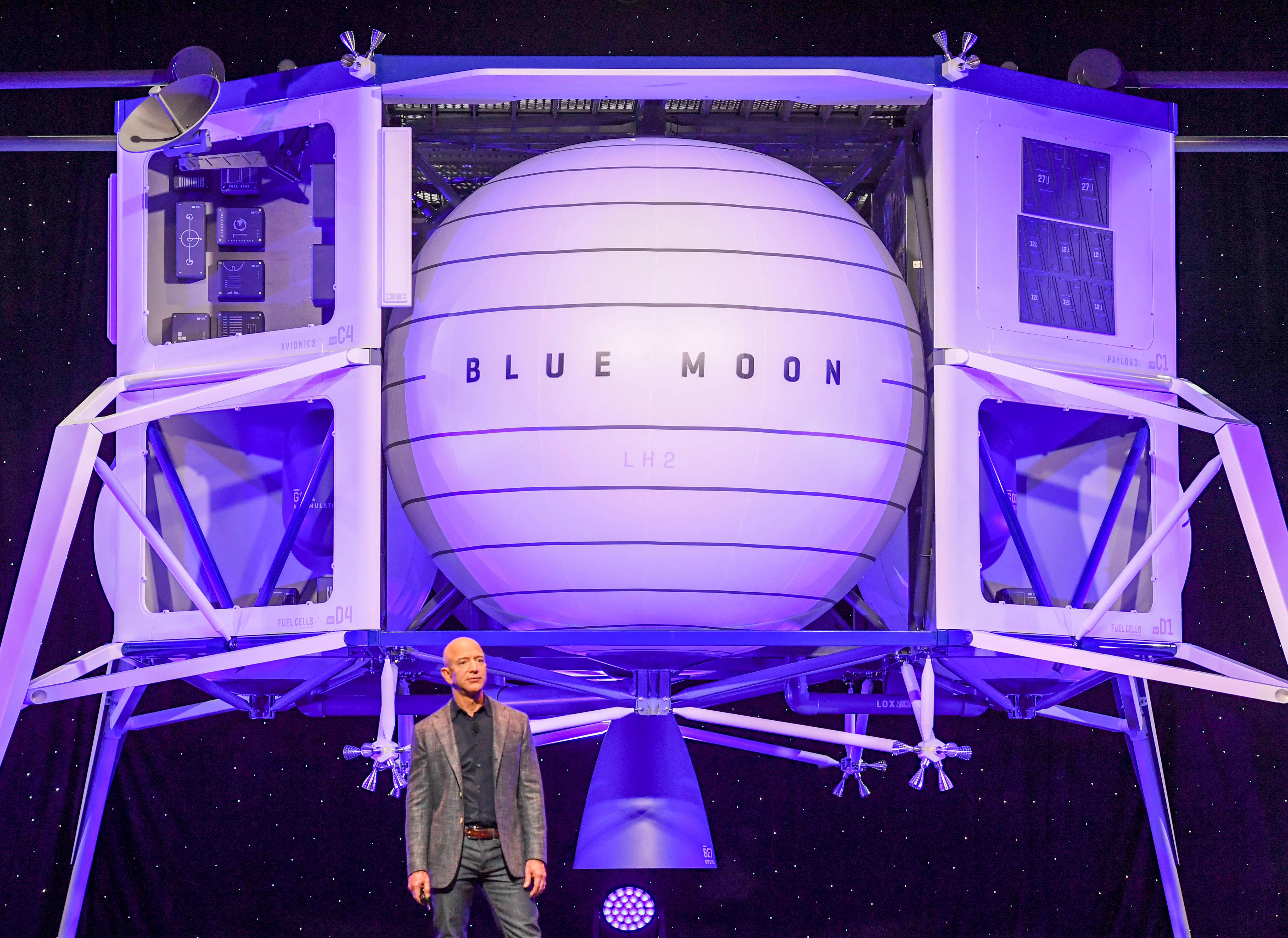 Blue Origin’s petty drama with SpaceX exposes its own greatest flaw ...