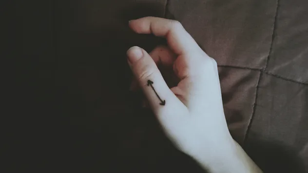 32 Minimalist Tattoos For Families & Their Meaning