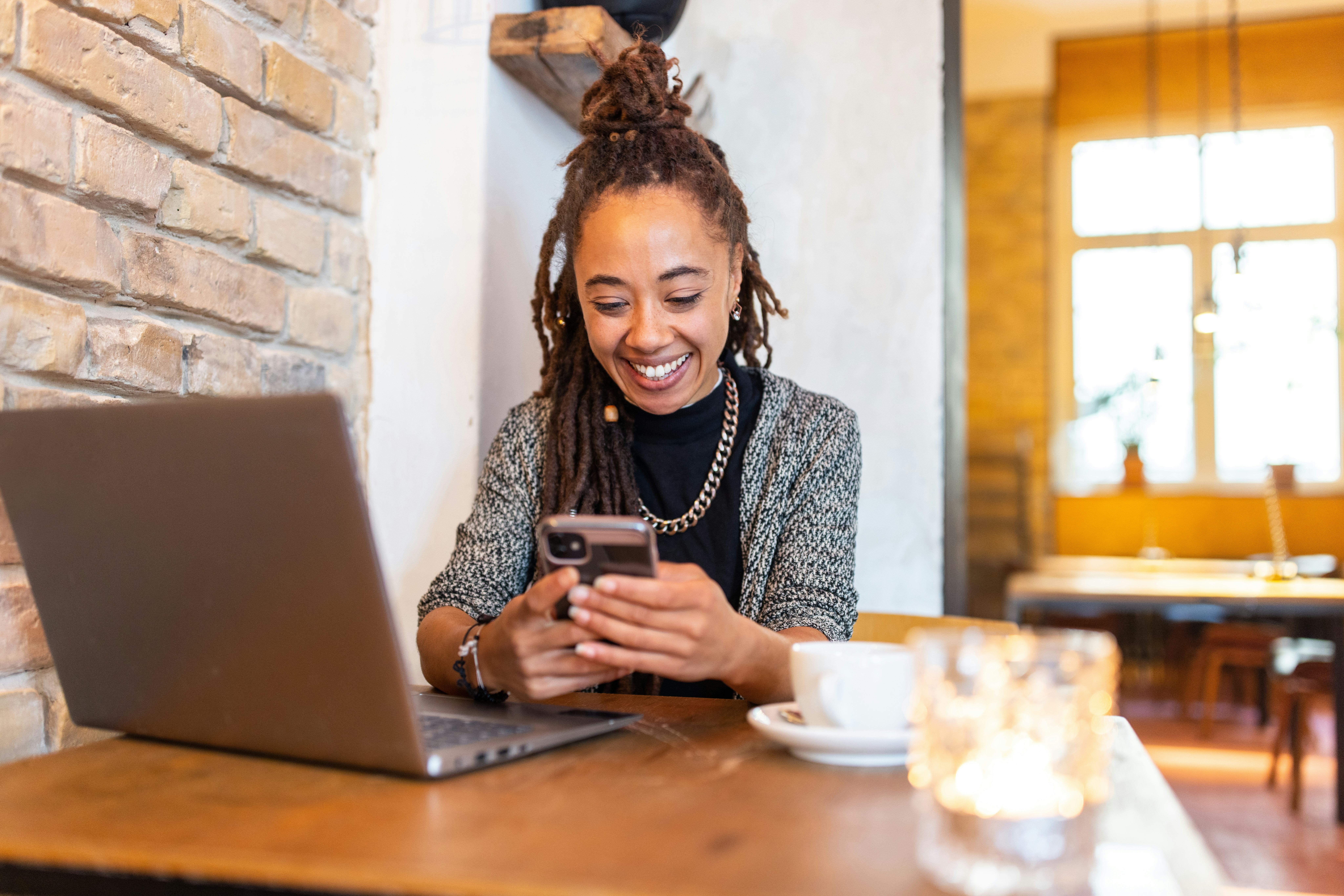 25 Deep Questions To Ask Your Crush Over Text