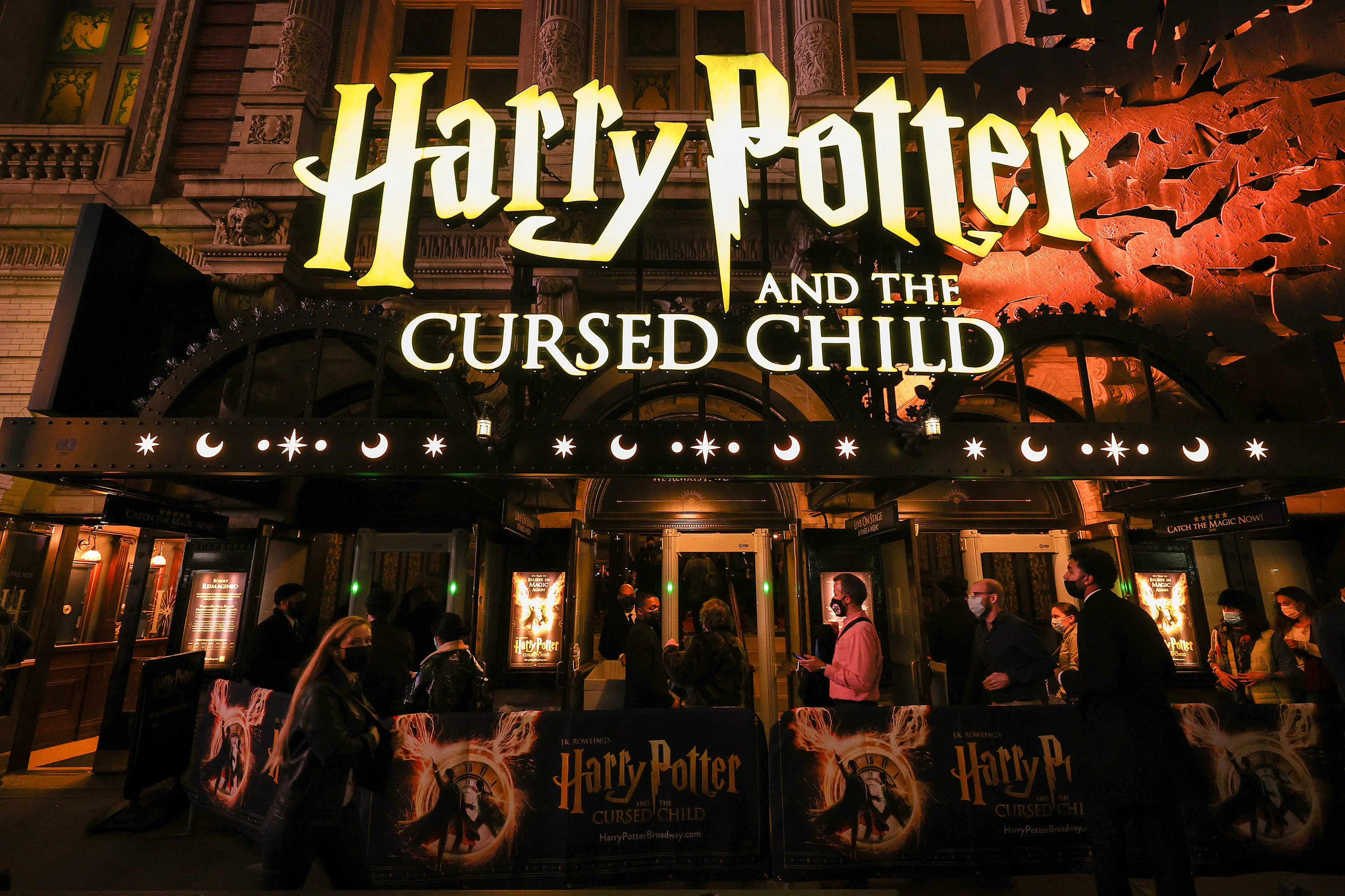 'Harry Potter' Events & Experiences Include Studio Tours & Potion Bars