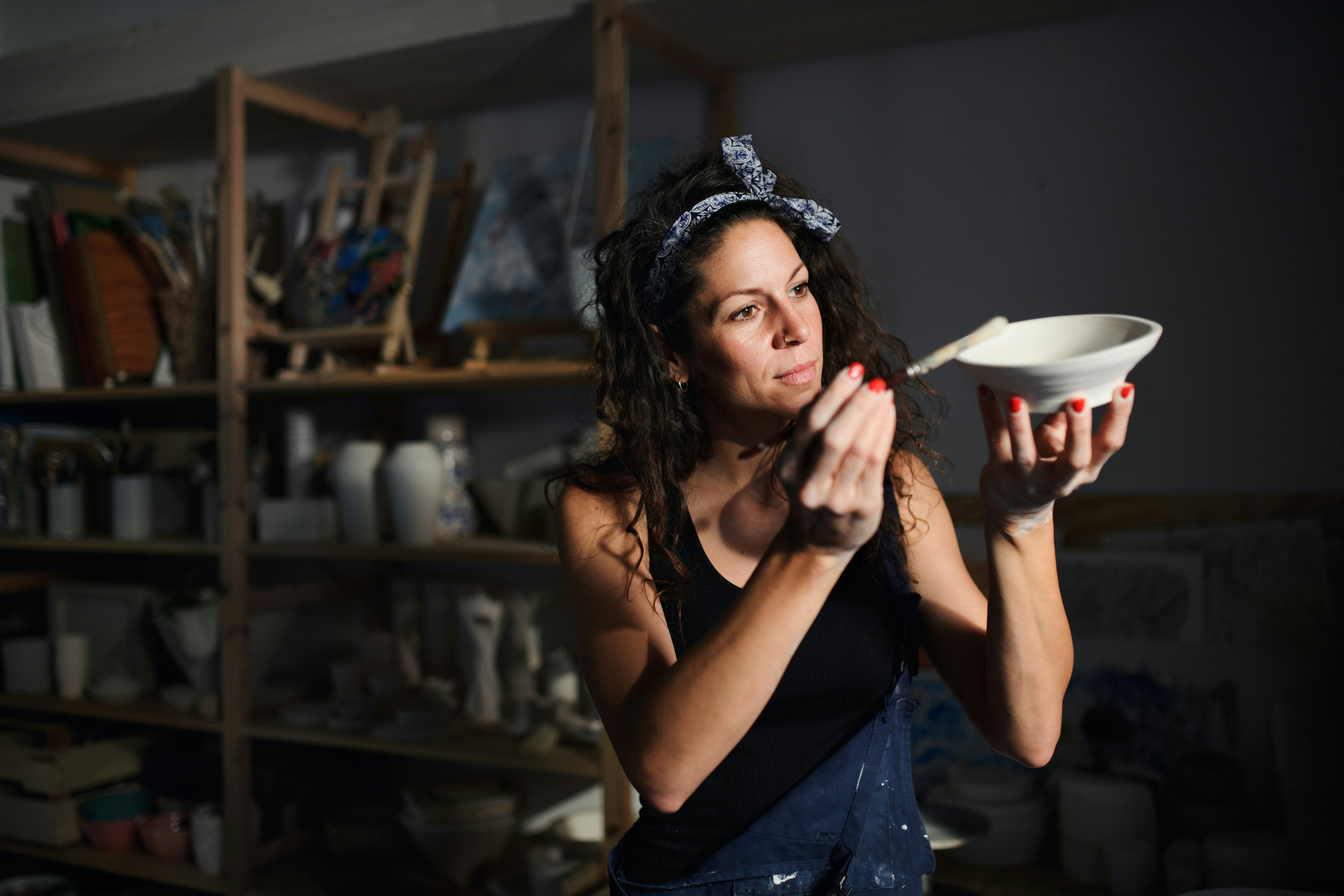 How To Be Happy Alone: 9 Tips To Get More Comfortable Being Solo