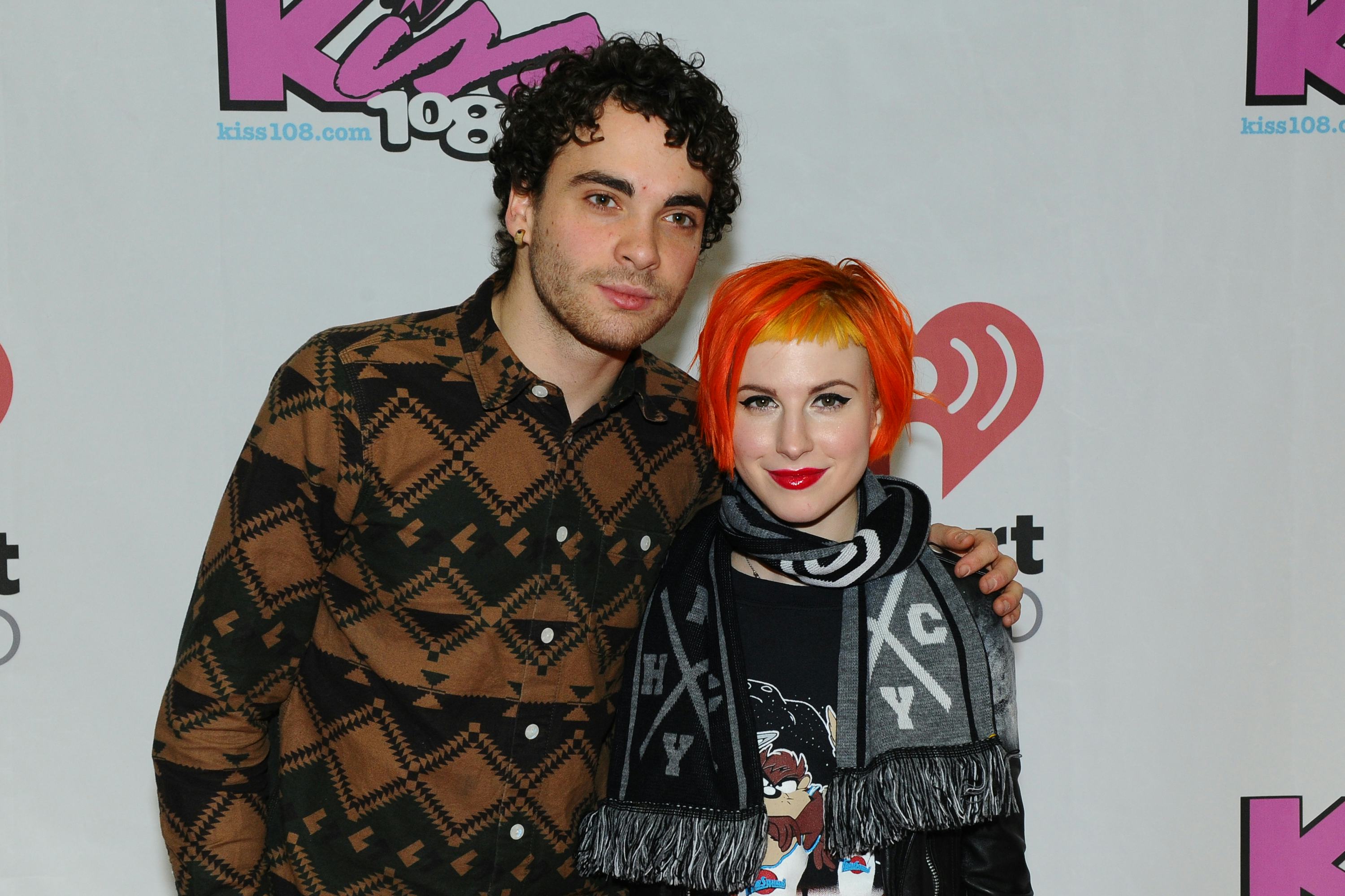 Hayley Williams Confirmed She's Dating Paramore Bandmate Taylor York