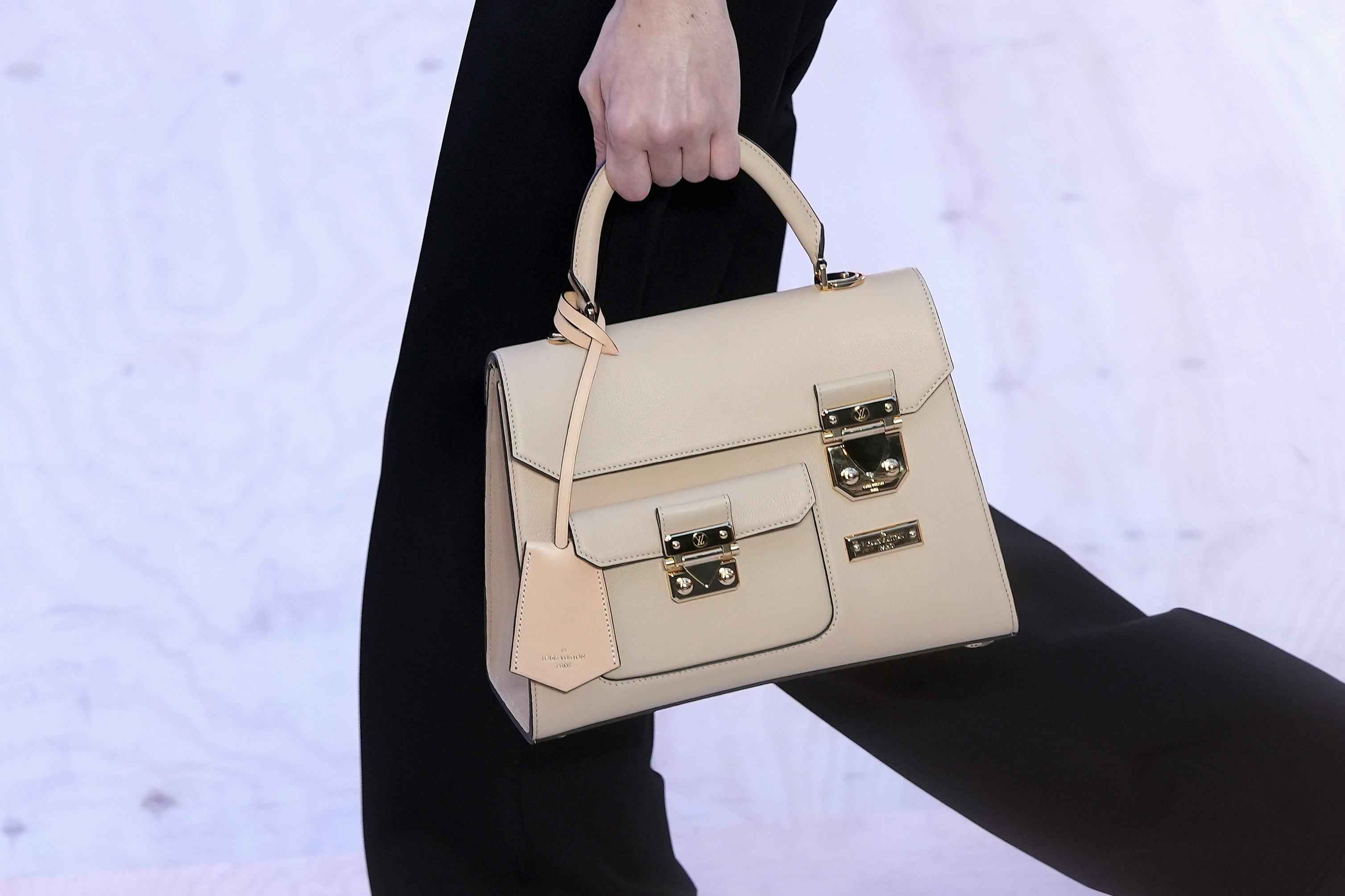 The Spring/Summer 2023 Handbag Trends From Fashion's Most Important Runways
