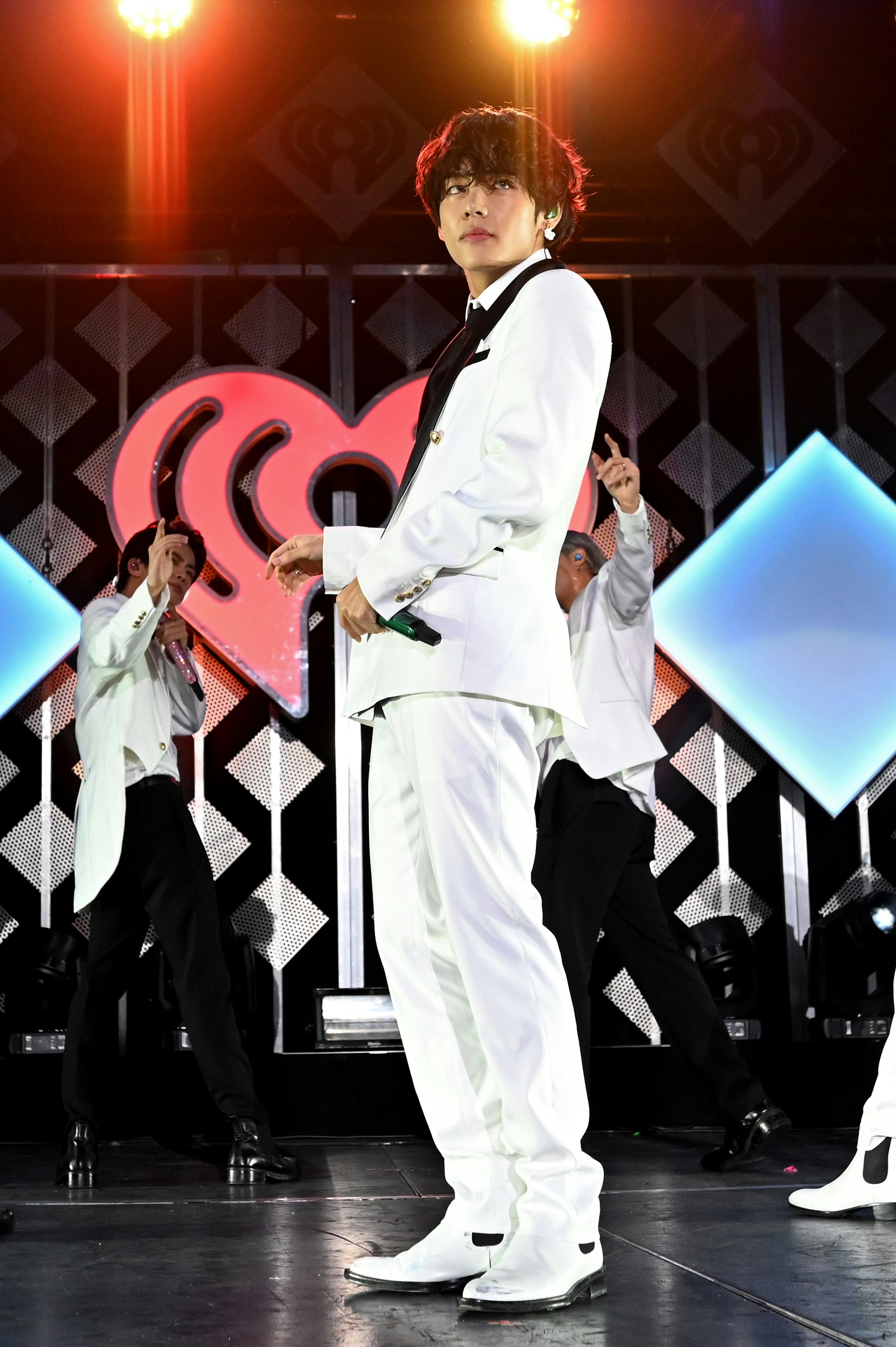 How K-Pop Is Helping Fans Explore The Full Spectrum Of Gender