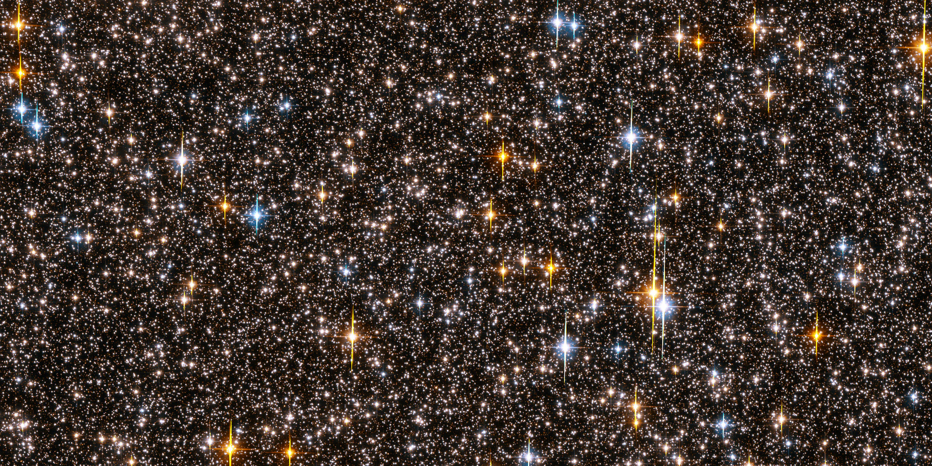Look! Hubble Telescope sets its sights on “peculiar galaxies”
