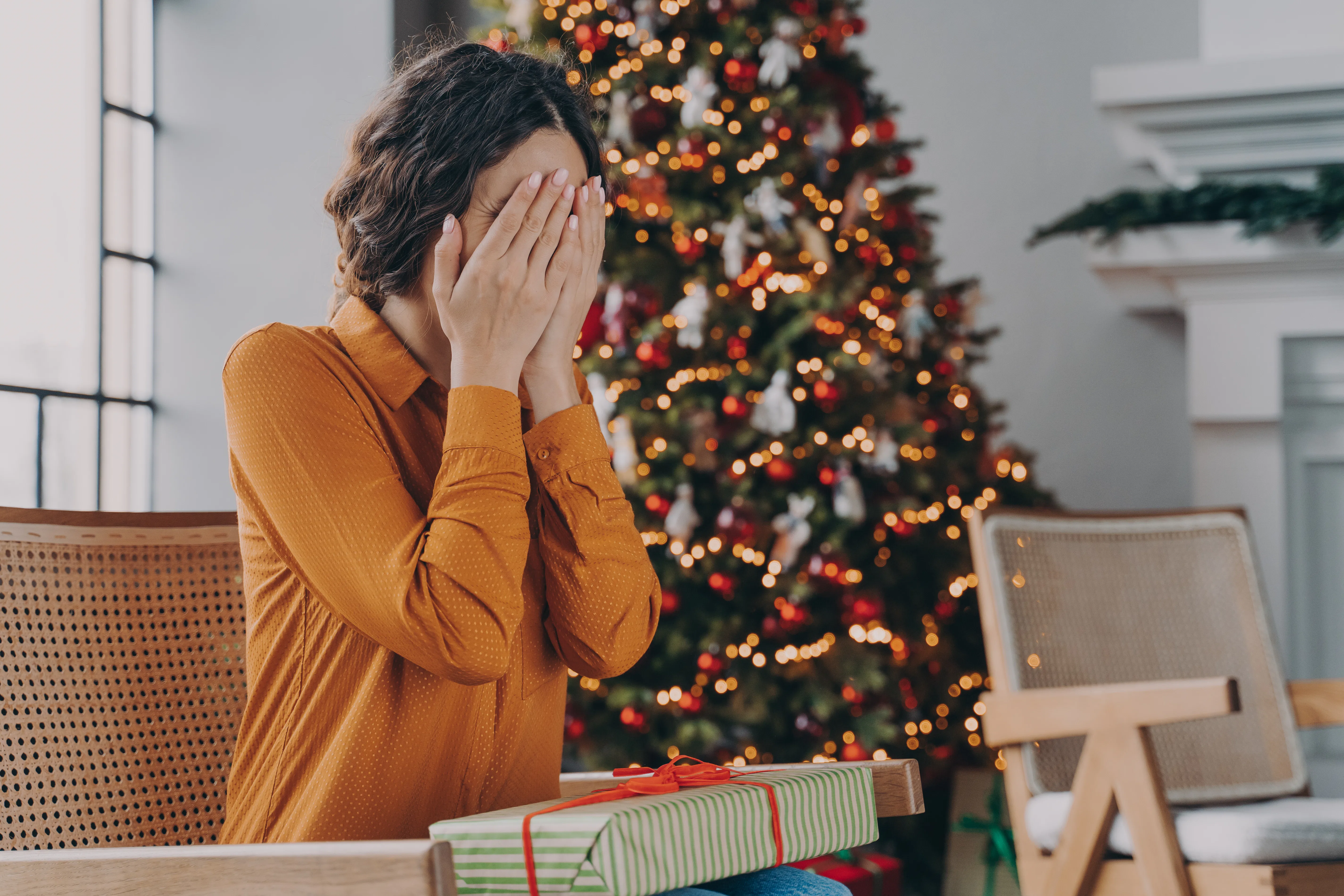 What Is A White Elephant Gift Exchange? Here's What You Need To Know ...