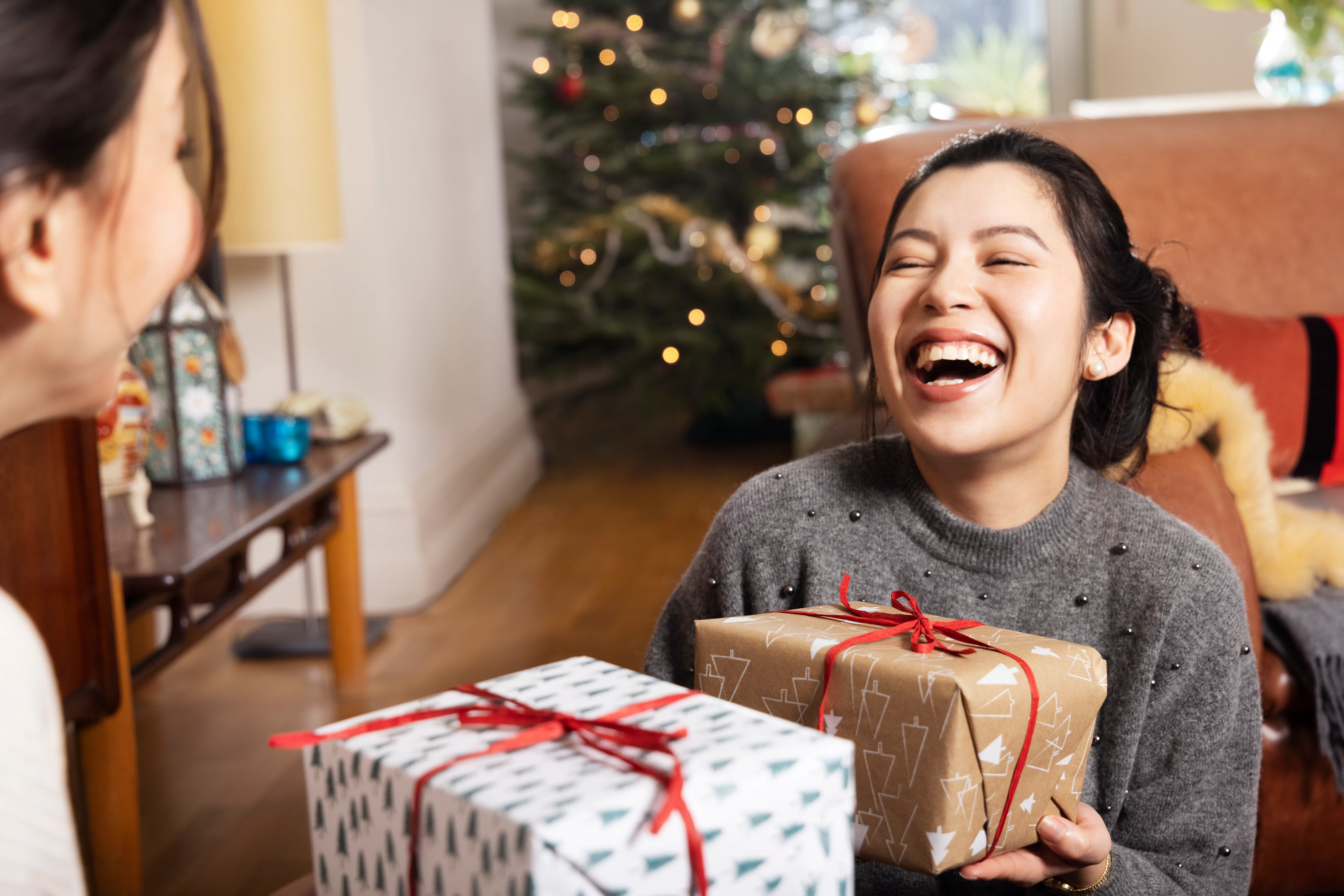 What Is A White Elephant Gift Exchange? Here's What You Need To Know ...
