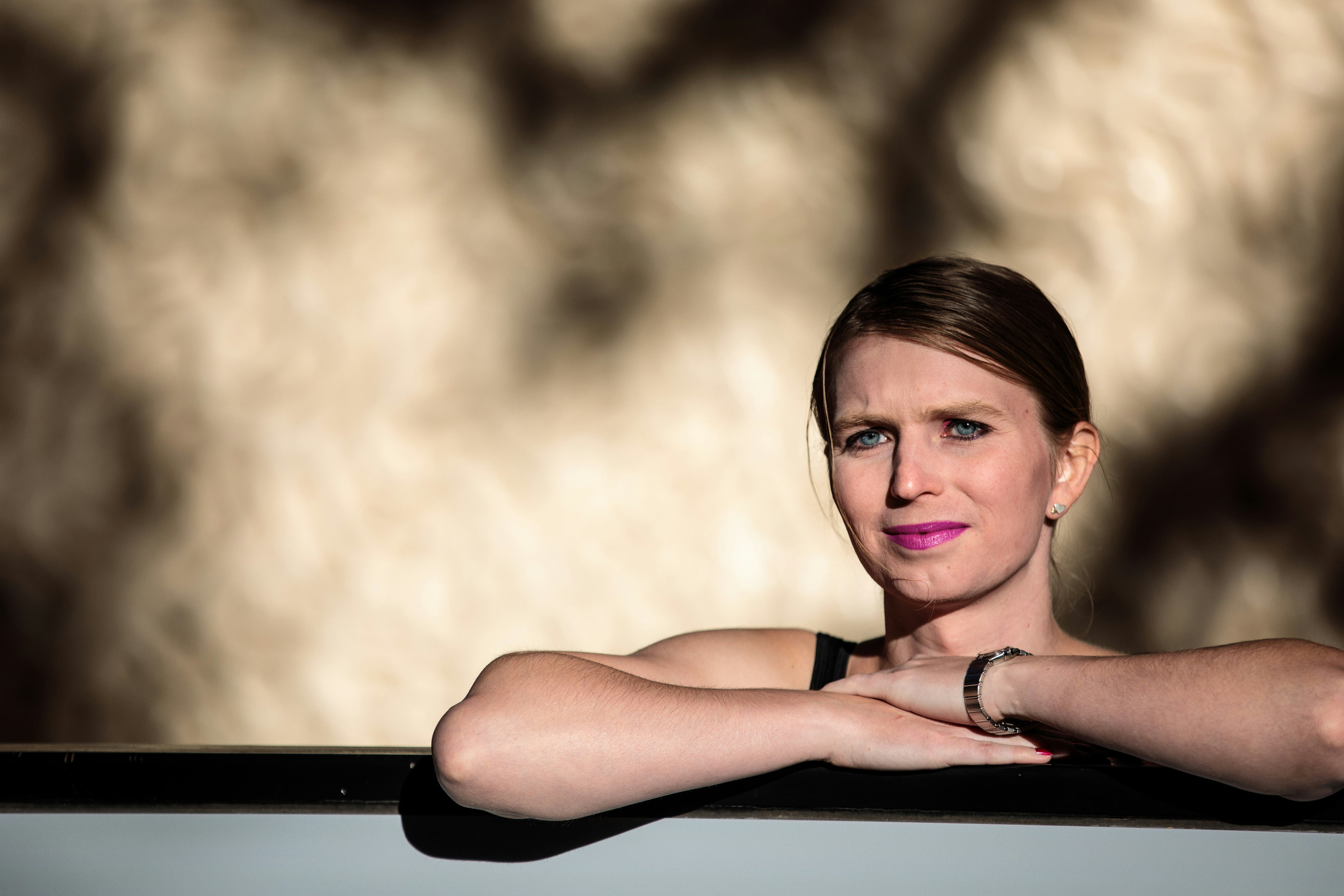 Grimes & Elon Musk's Relationship Timeline: She's Now Dating Chelsea ...