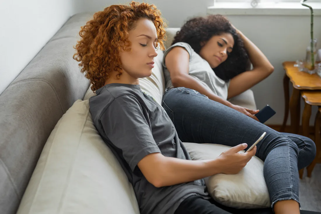 38 Signs You're Not In Love Anymore