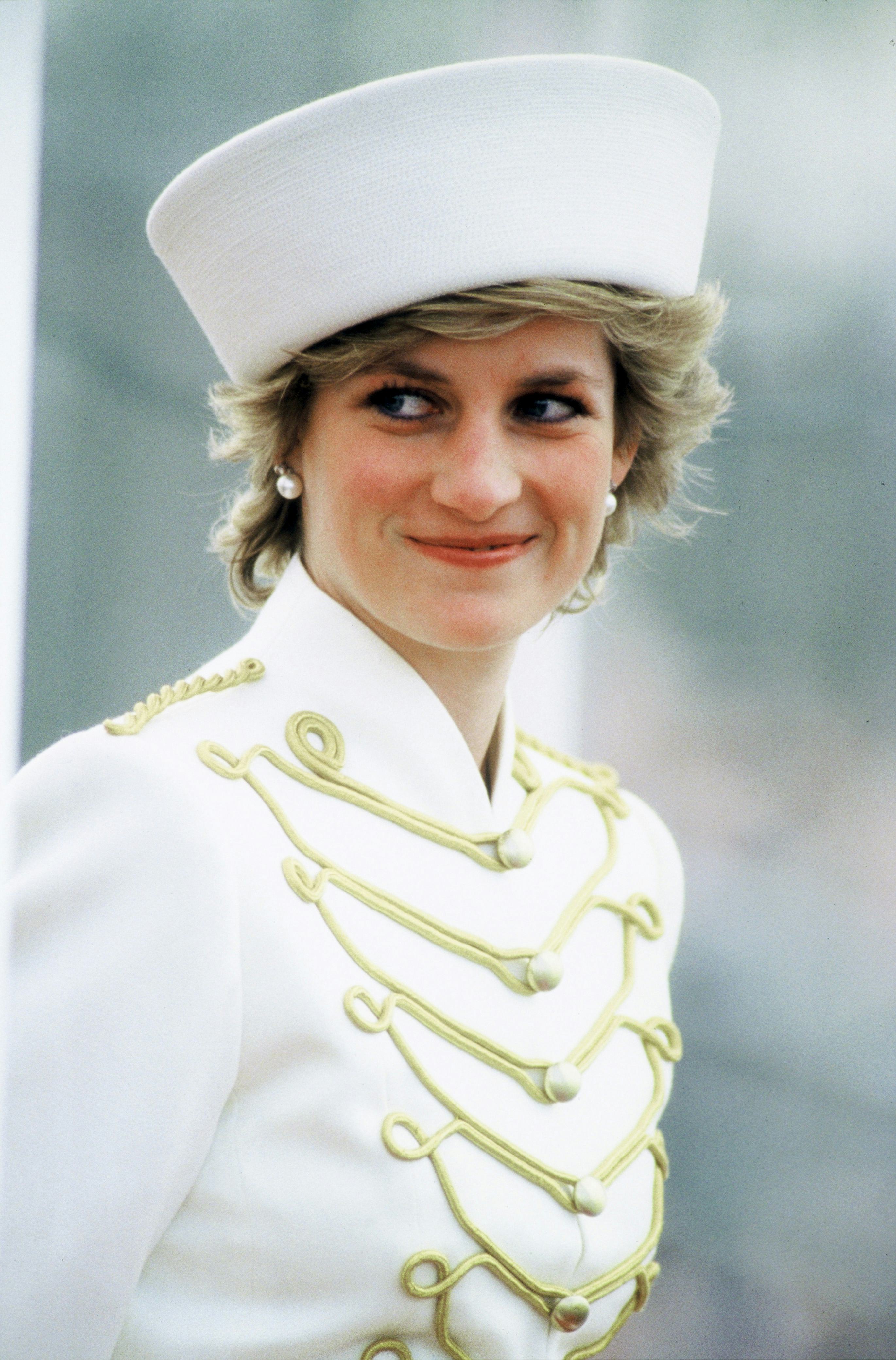 15 Of Princess Diana's Best Hats, Tiaras, & Baseball Caps