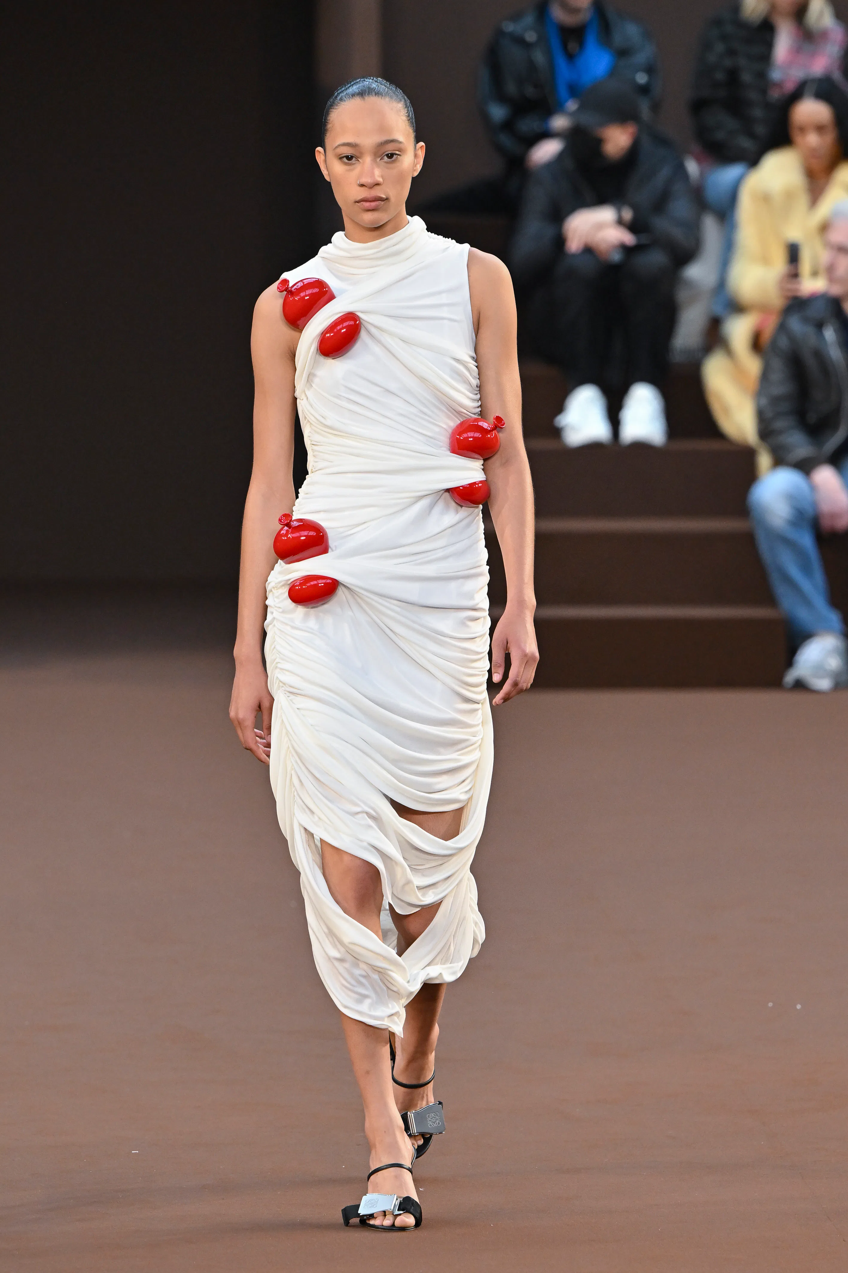 Loewe’s Fall/Winter 2022 Show Was A Lesson In Fearless Dressing