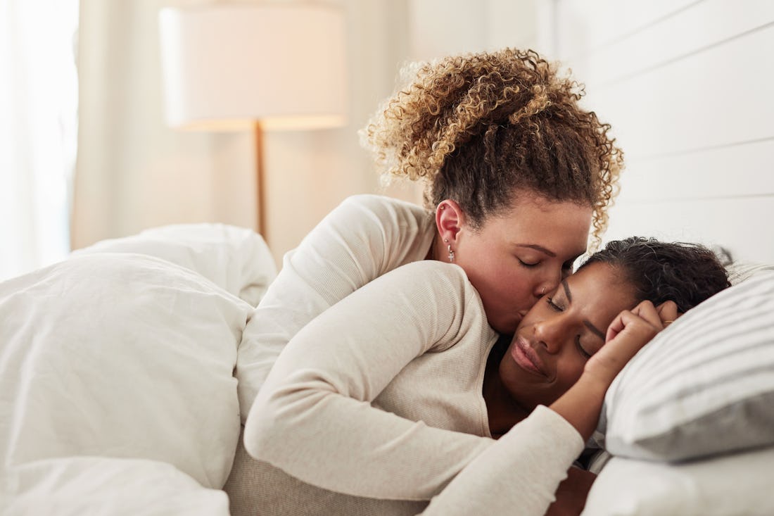 How To Be A Better Kisser, According To Experts