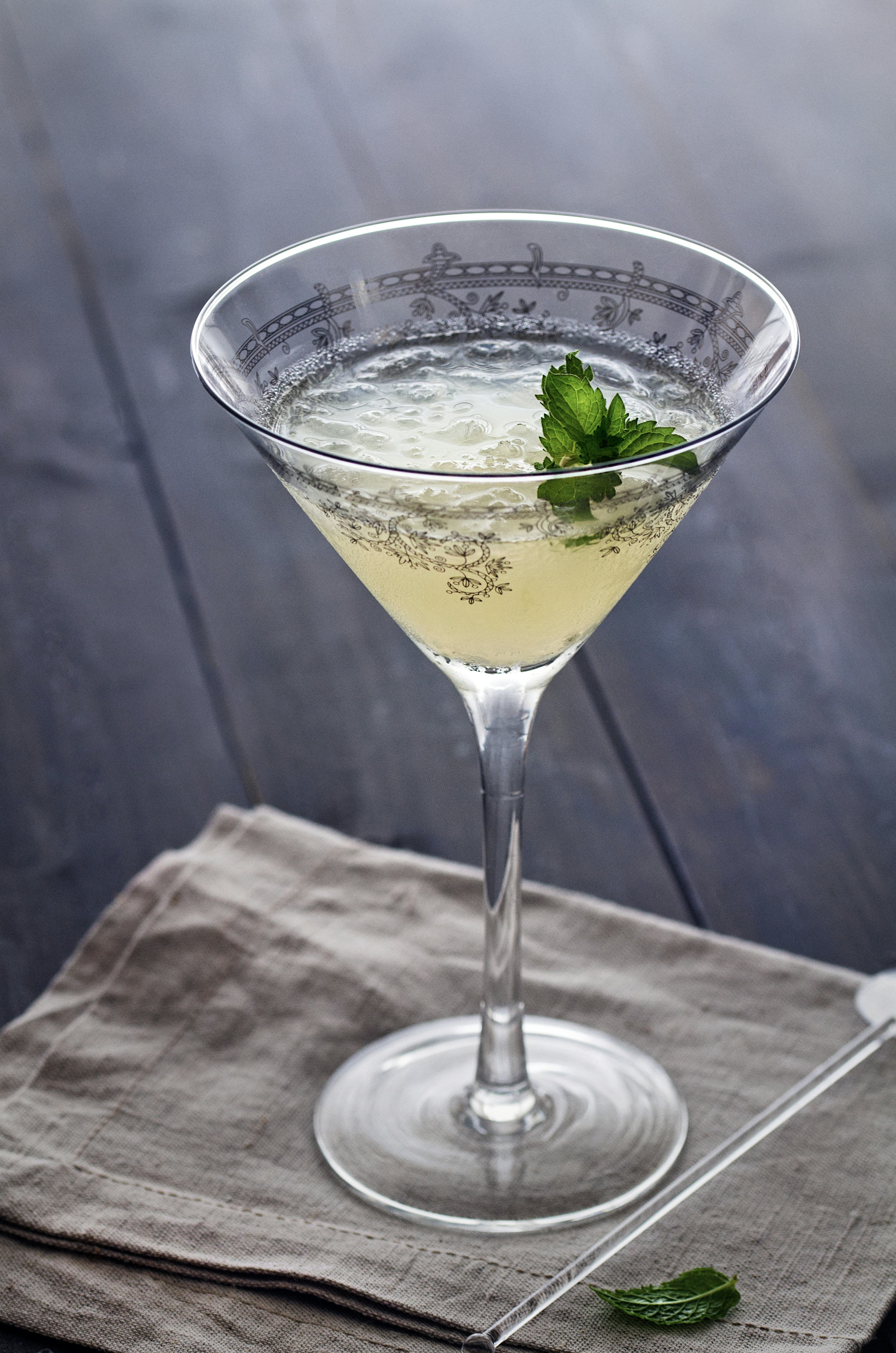 12 Kosher Cocktails For Passover 2022 To Serve At Your Seder