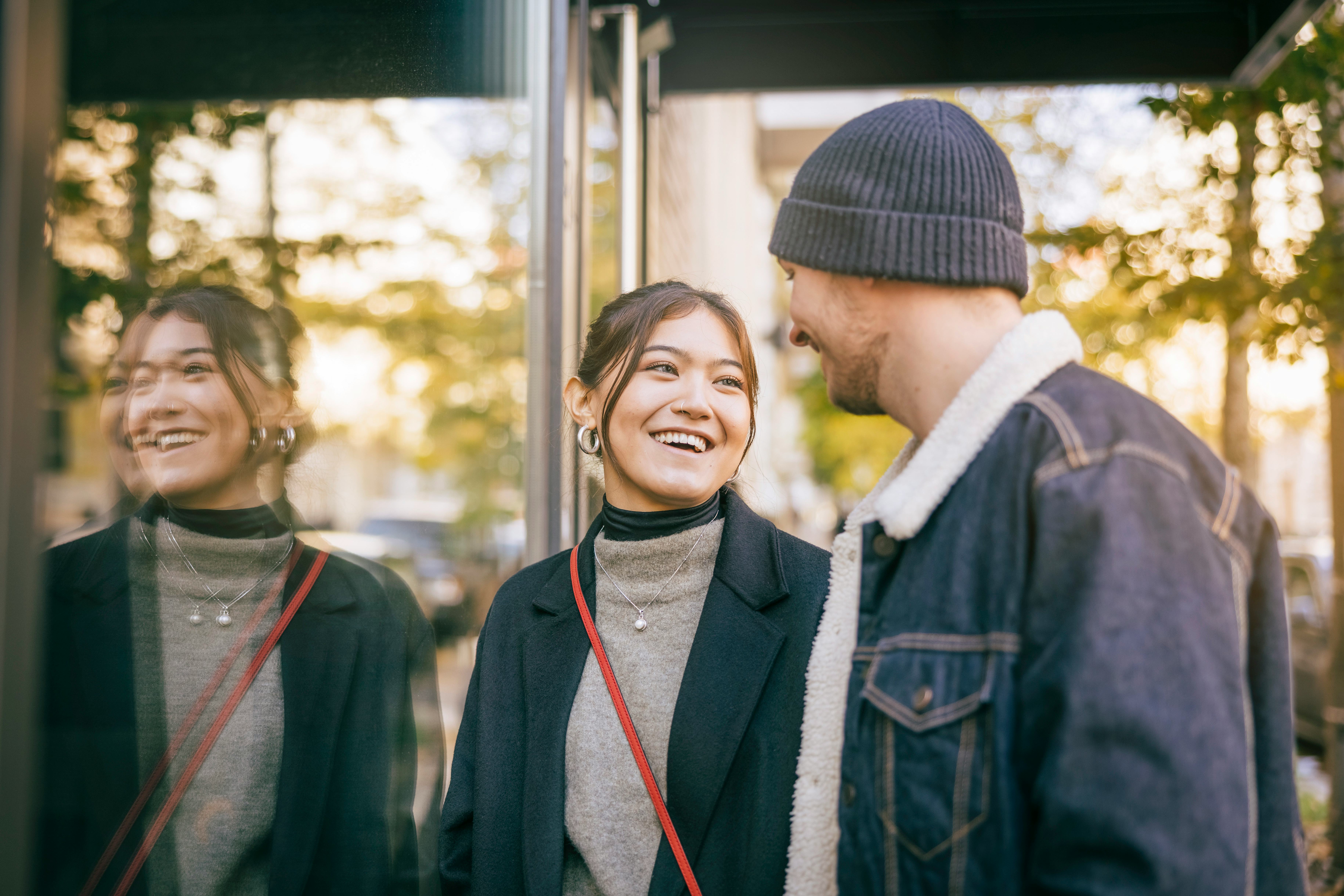 What Is A Casual Relationship? Dating Experts Explain