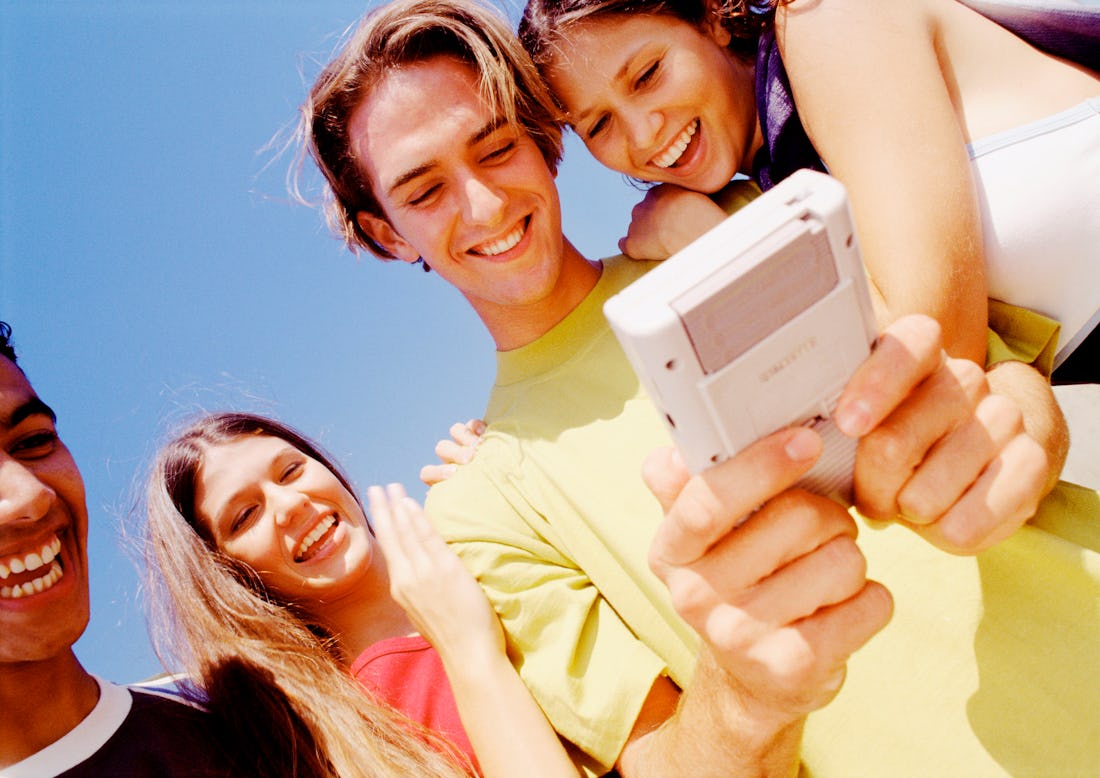 15 Pieces Of ‘90s Technology That Used To Seem So High-Tech