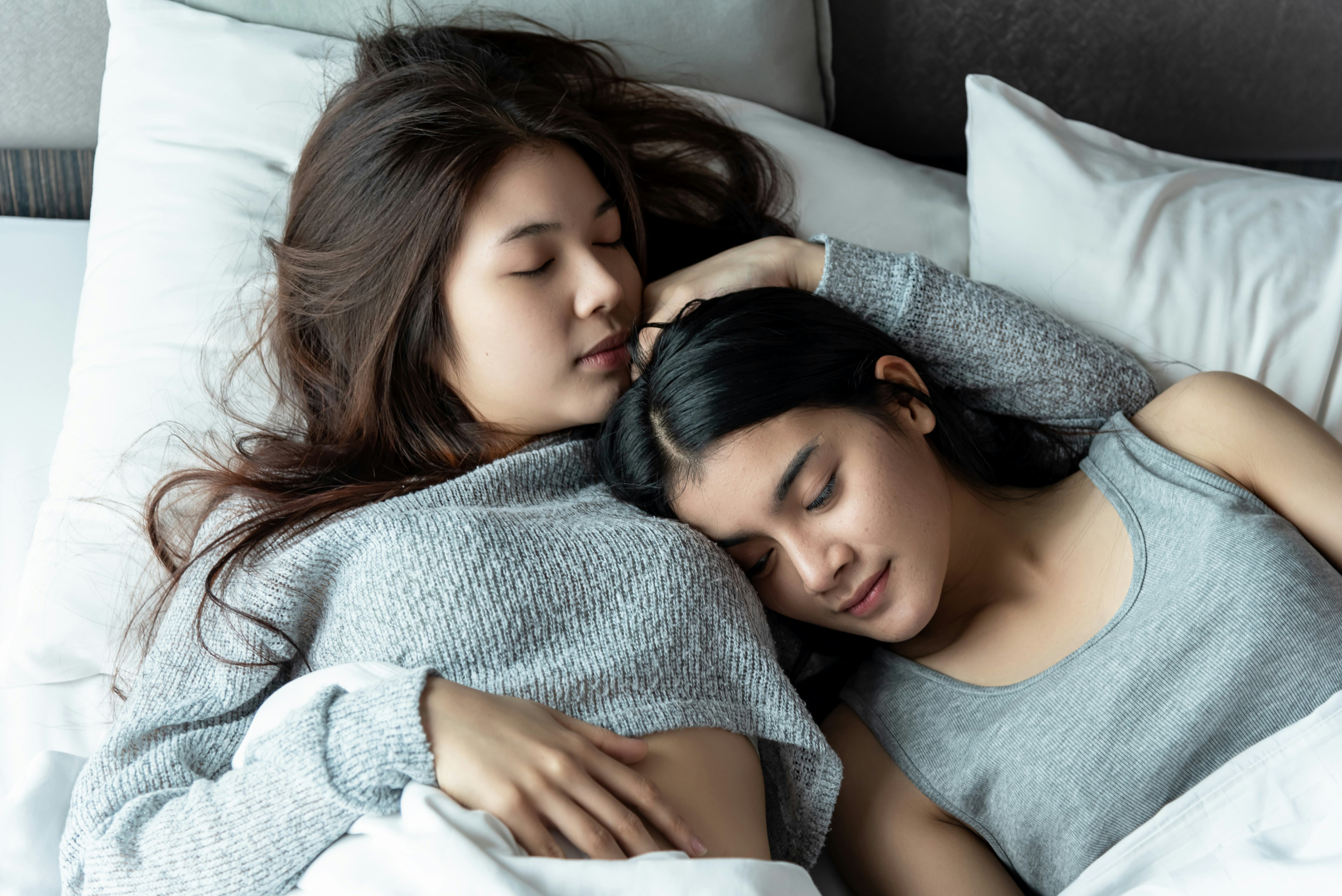 In A Sexless Relationship? Here’s How To Deal, According To Experts