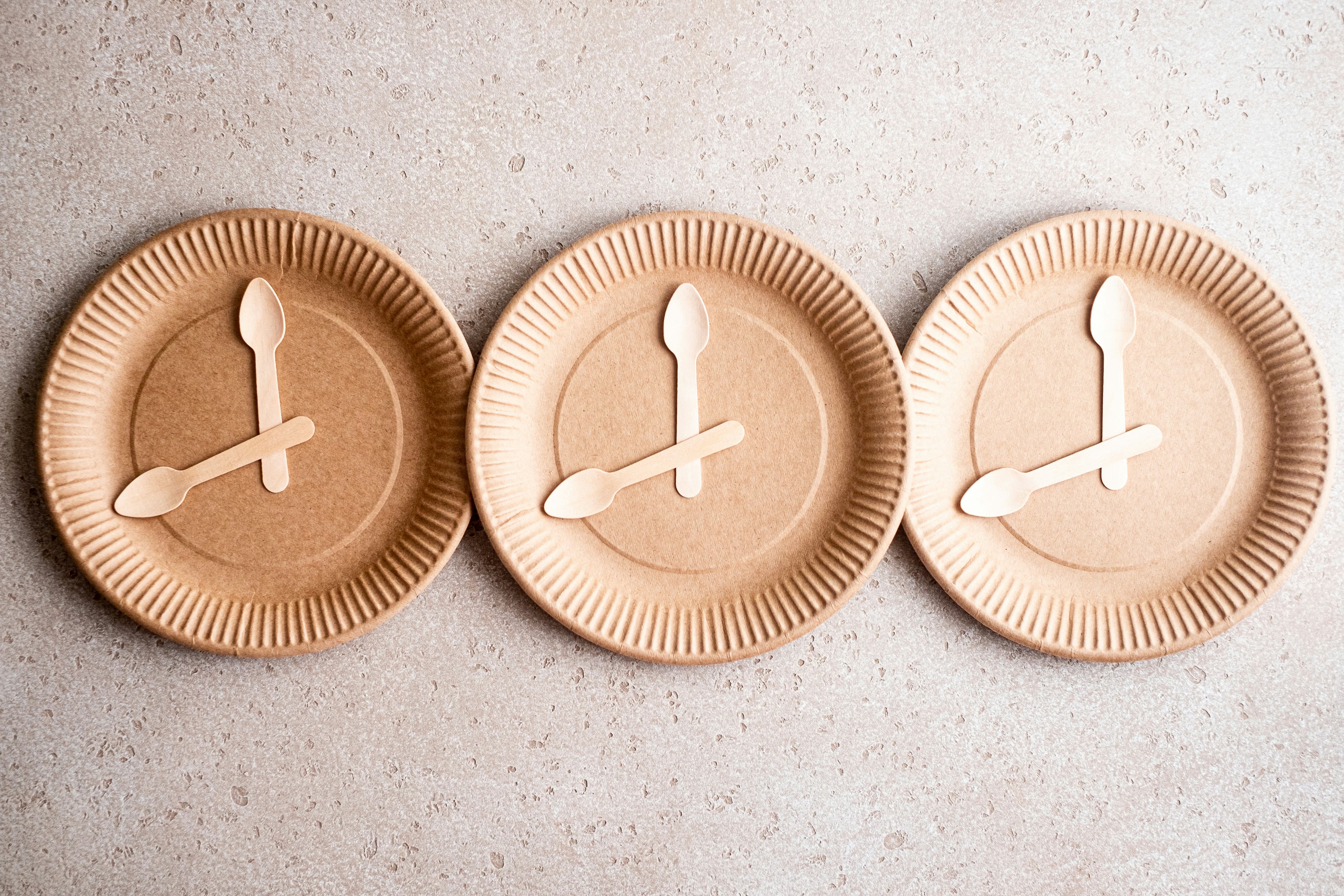 For mice, fasting at the right time extended lifespans — but can it ...