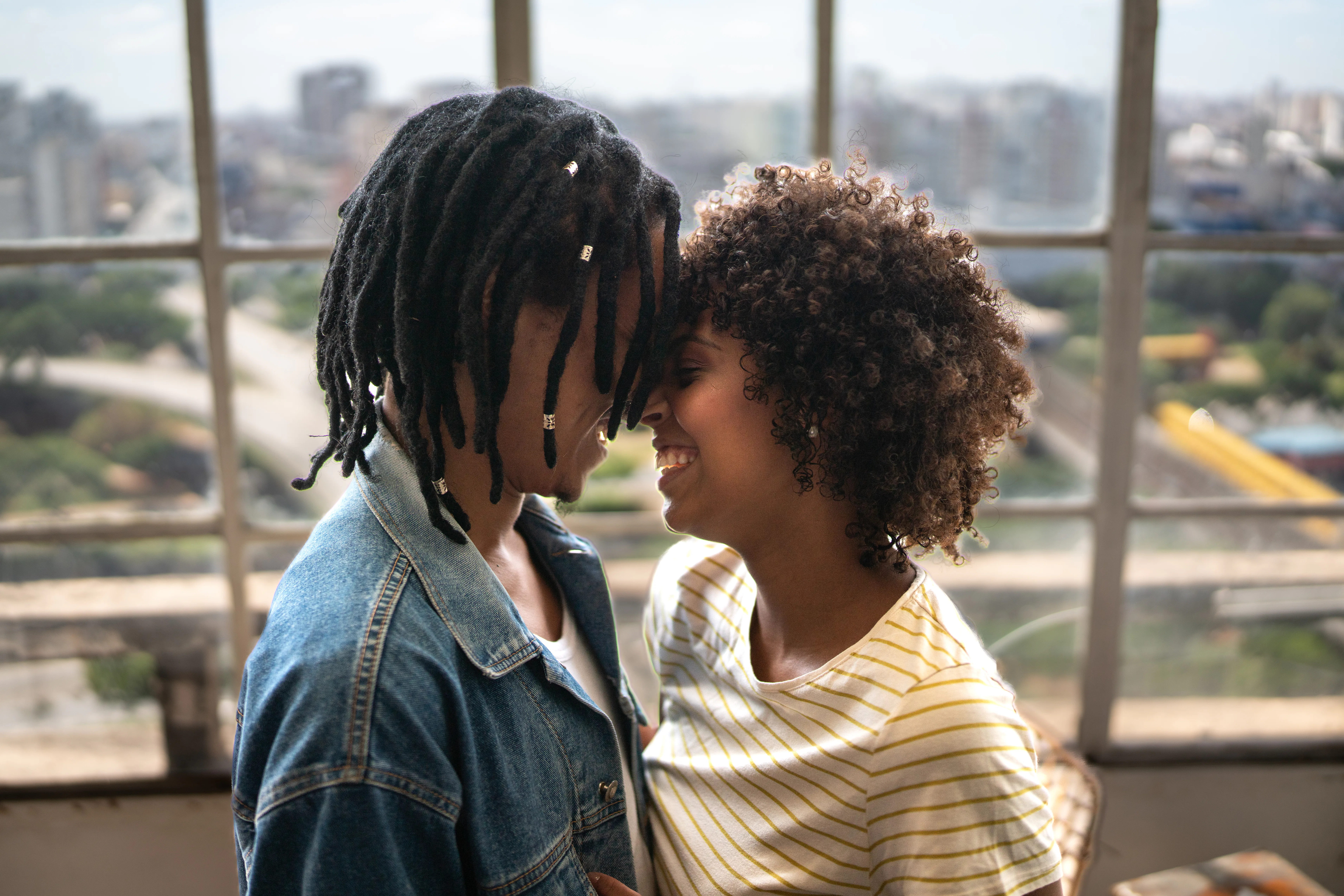 17 Signs Your Relationship Is Serious, According To Dating Experts