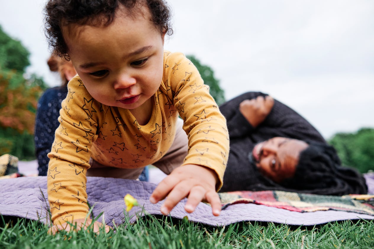 20 Baby Names Like Archie In Meaning & Sound