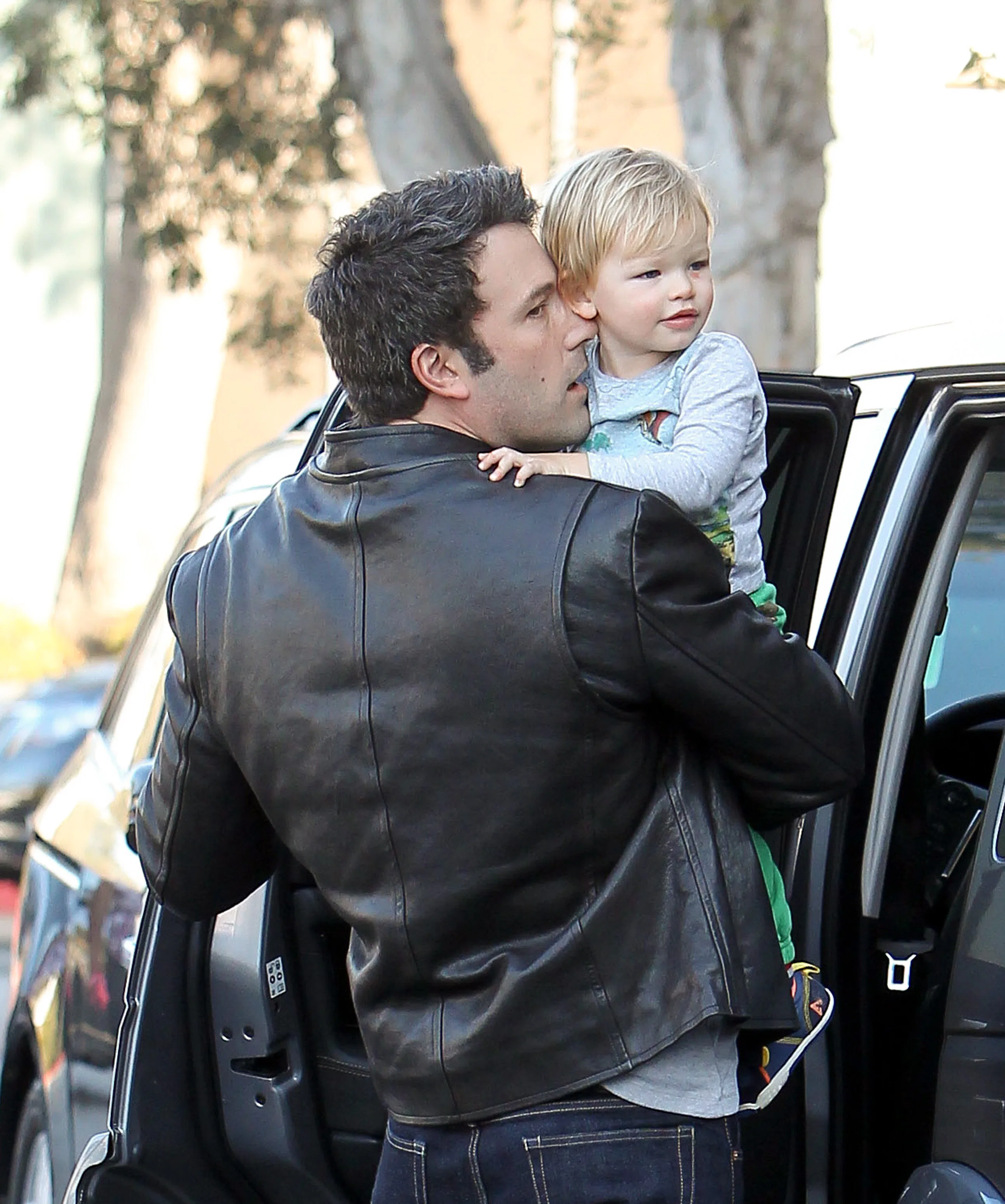 Ben Affleck's Kids Violet, Seraphina, & Samuel Are The "Focus" Of His Life