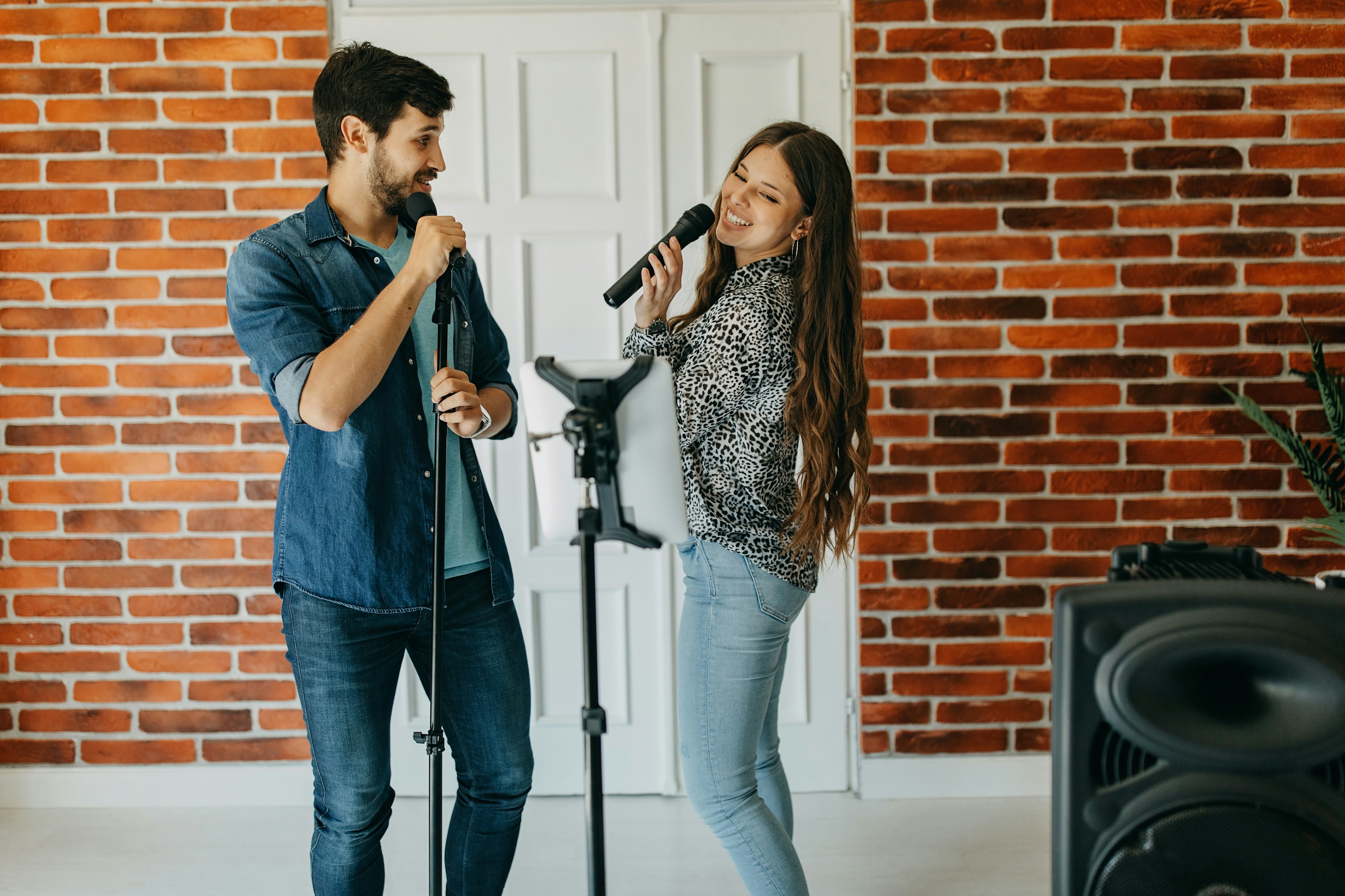 Cheap Summer Date Ideas Based On Your Zodiac Sign