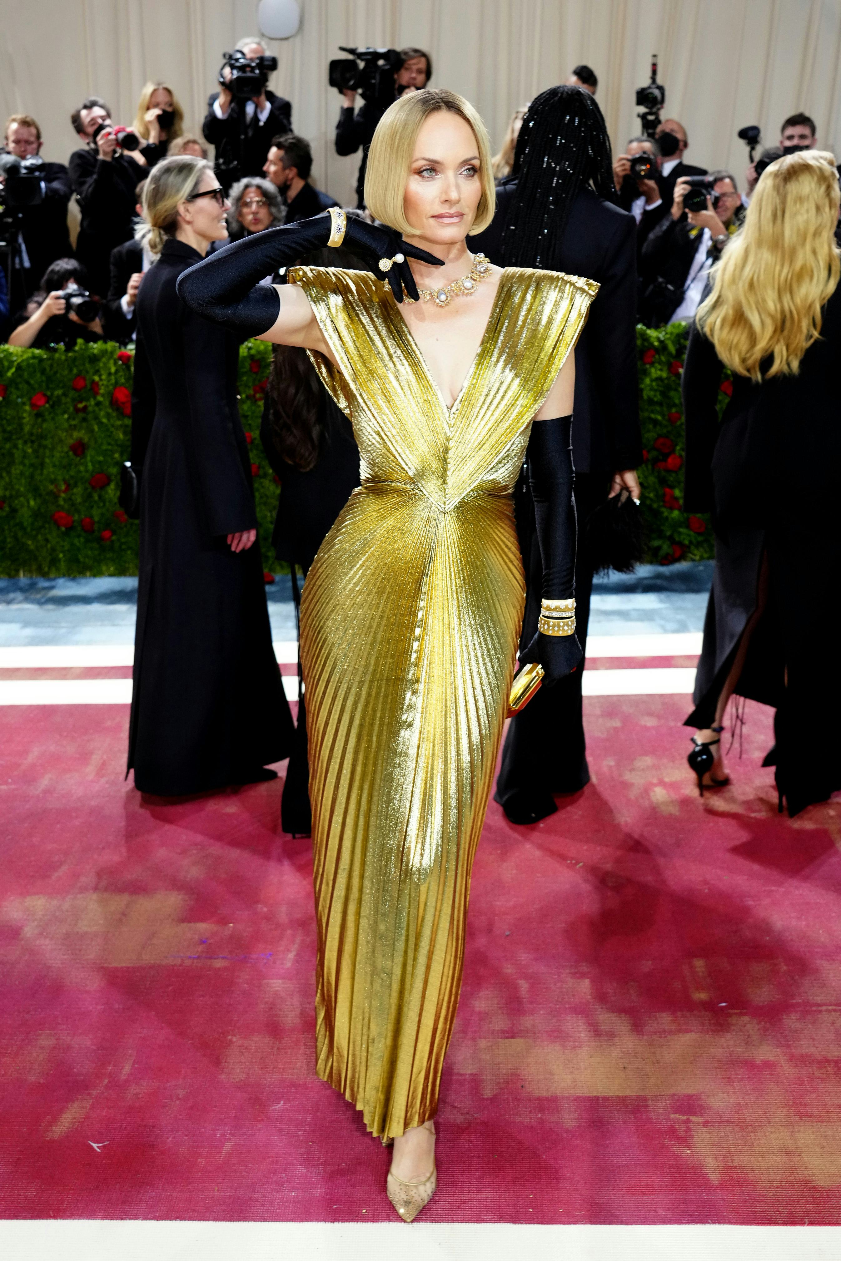 The Vintage Sellers & Shops Celebrities Go To For Their Archive ...