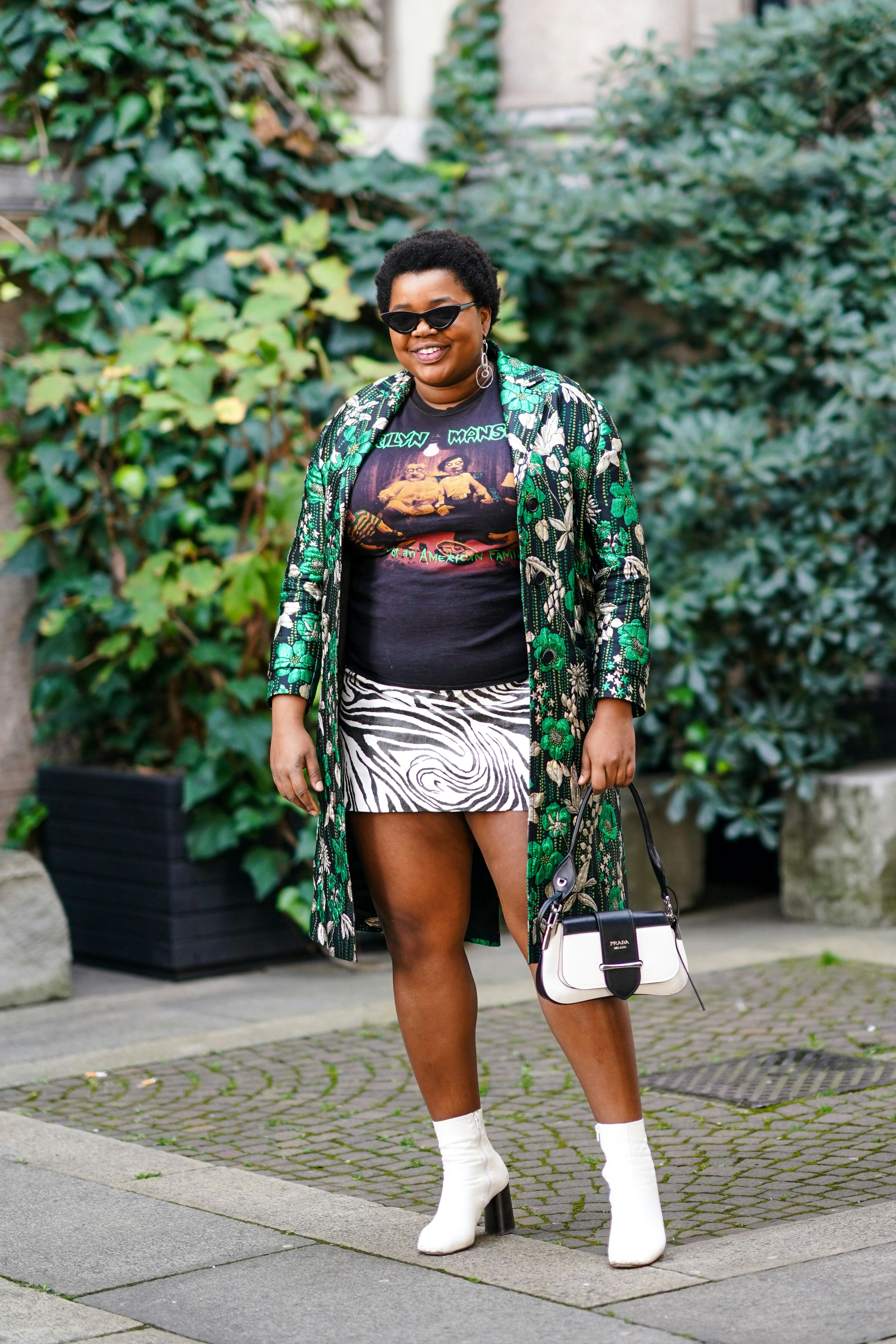 How To Wear A Miniskirt In Cold Weather