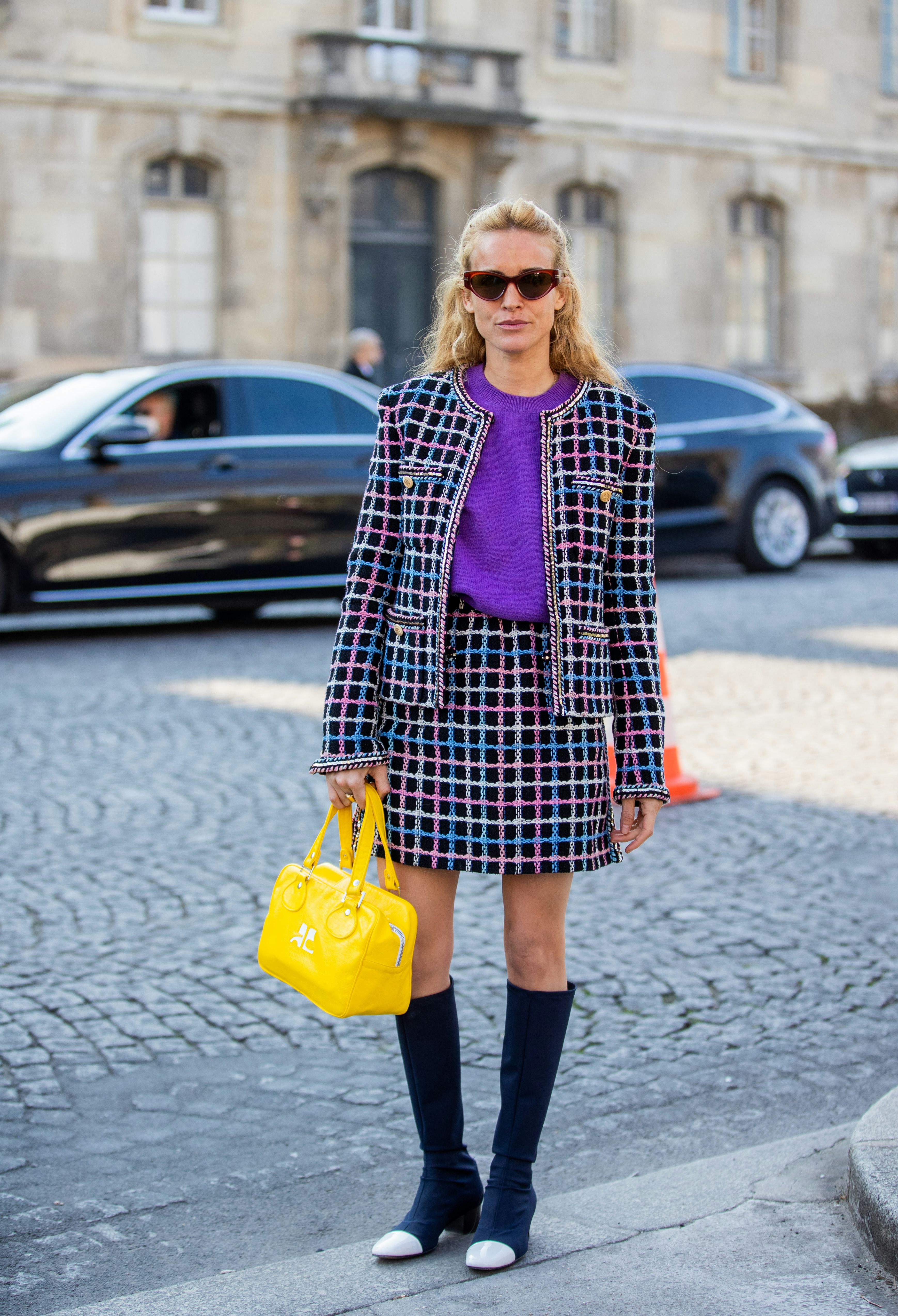 How To Wear A Mini Skirt In Cold Weather