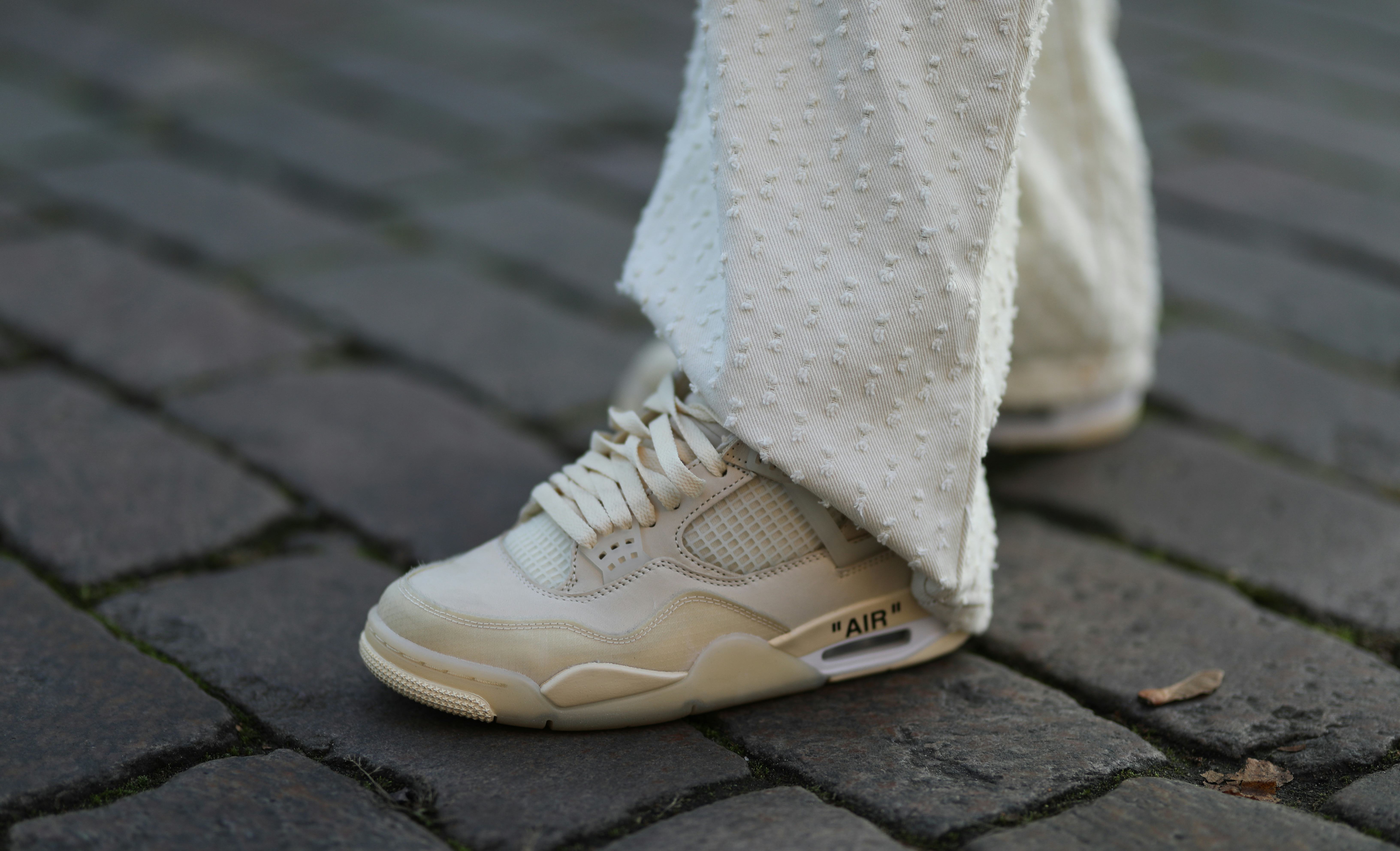 Fashion Status Shoes: A Look Back On 20 Years Worth Of It Girl Footwear