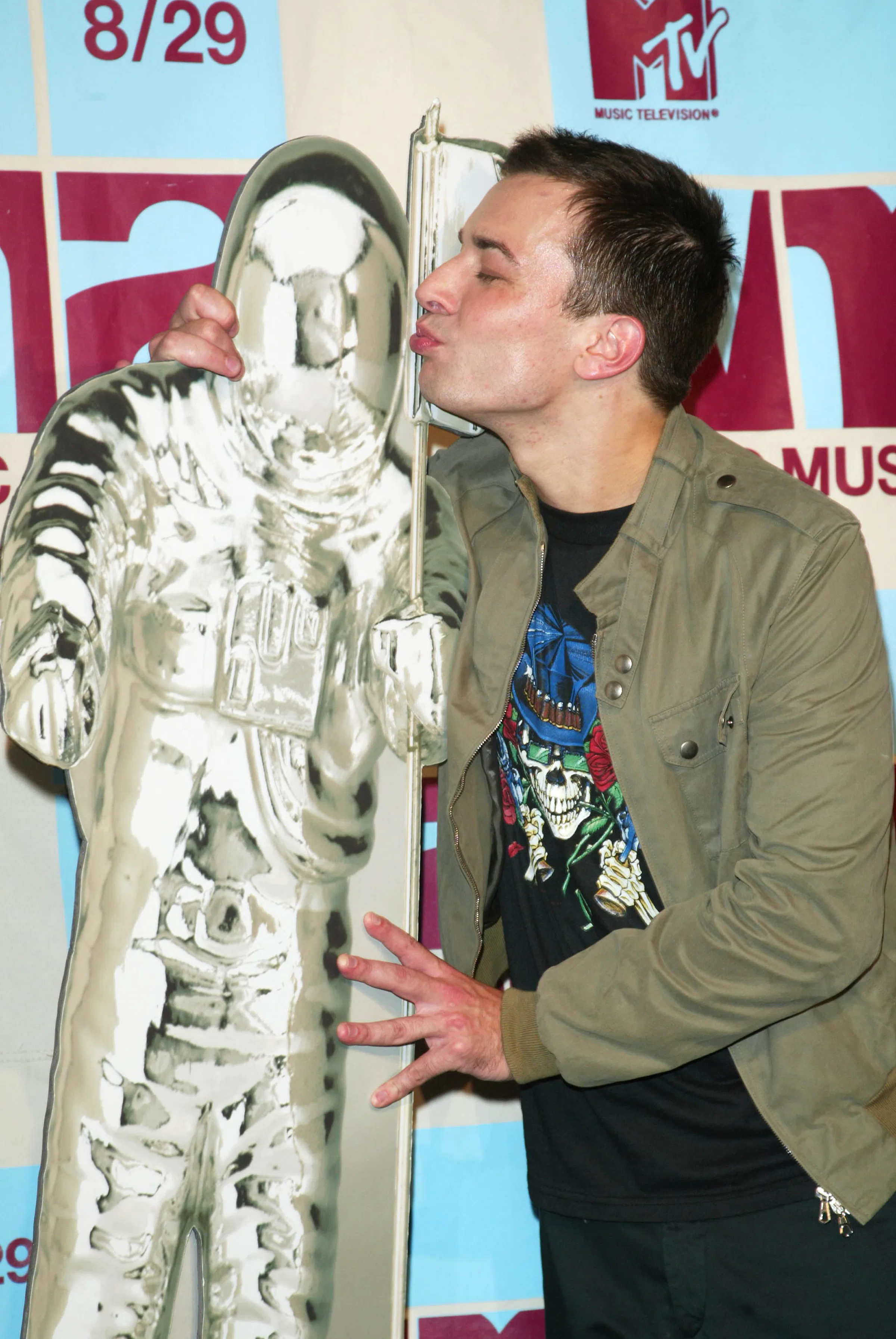 20 Years Ago, The 2002 VMAs Looked Much Different & These 20 Photos ...