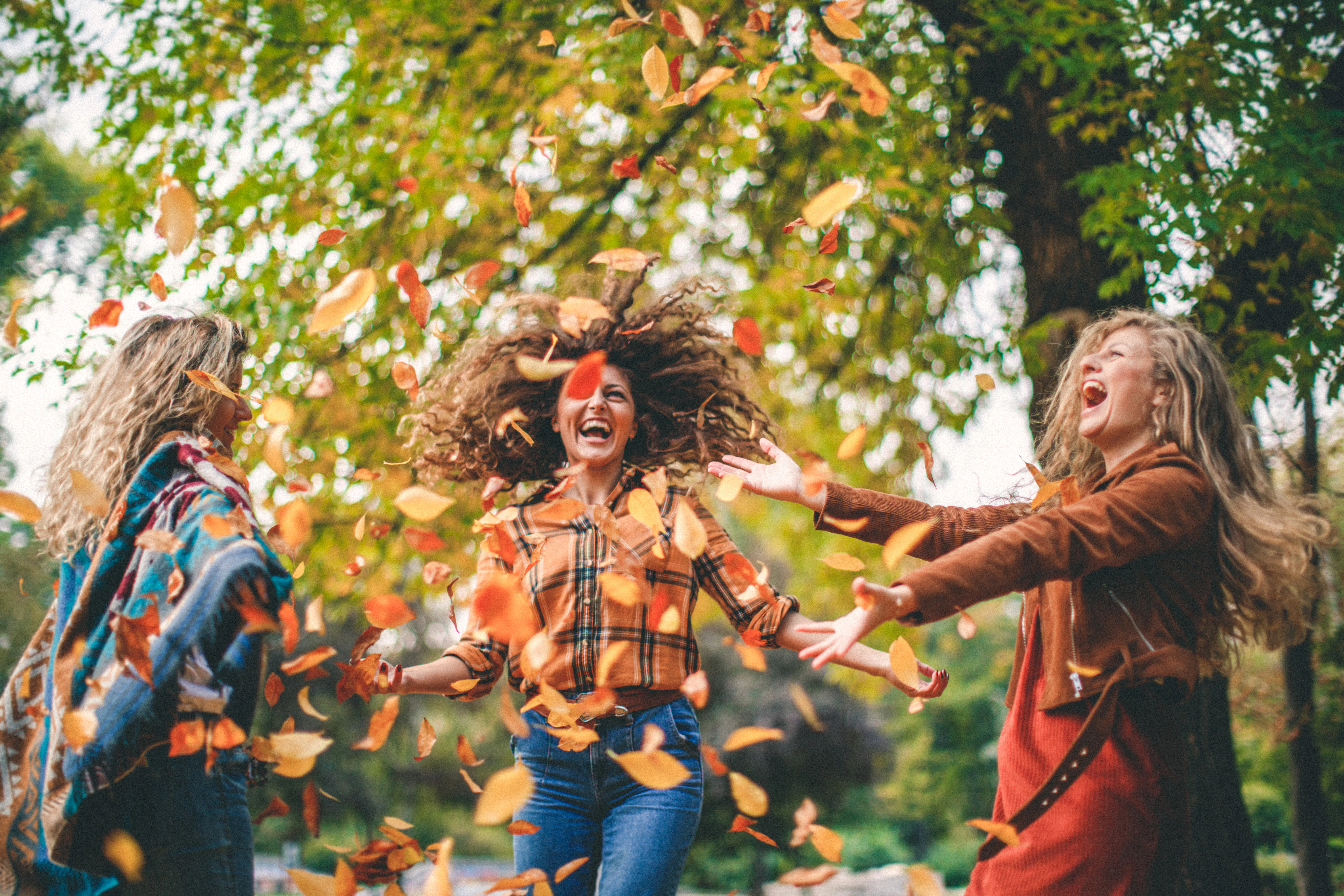 Fall 2022 Will Be The Most Romantic Season For 3 Zodiac Signs, So Start ...