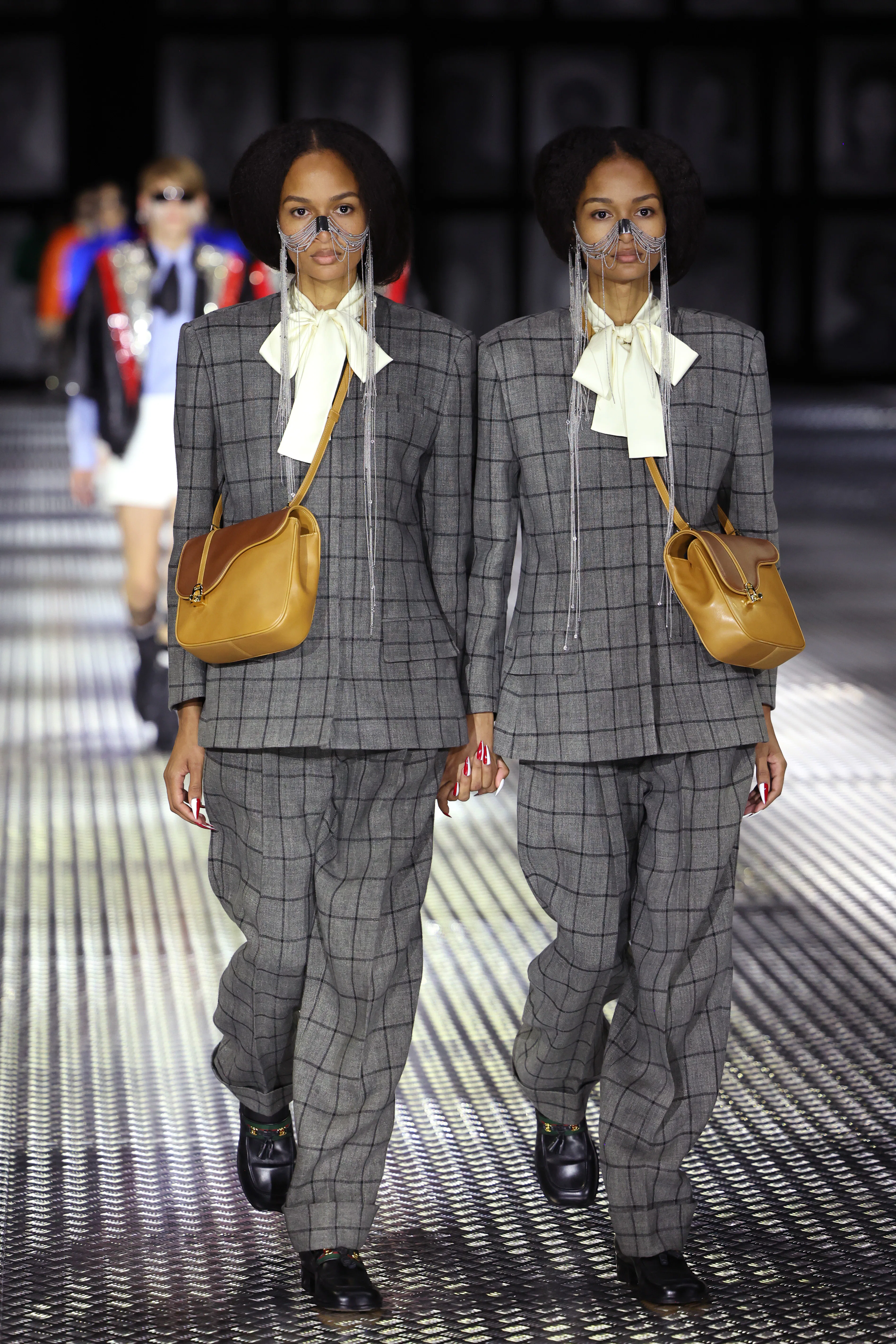 Gucci S Spring Summer 2023 Twinsburg Fashion Show Explores