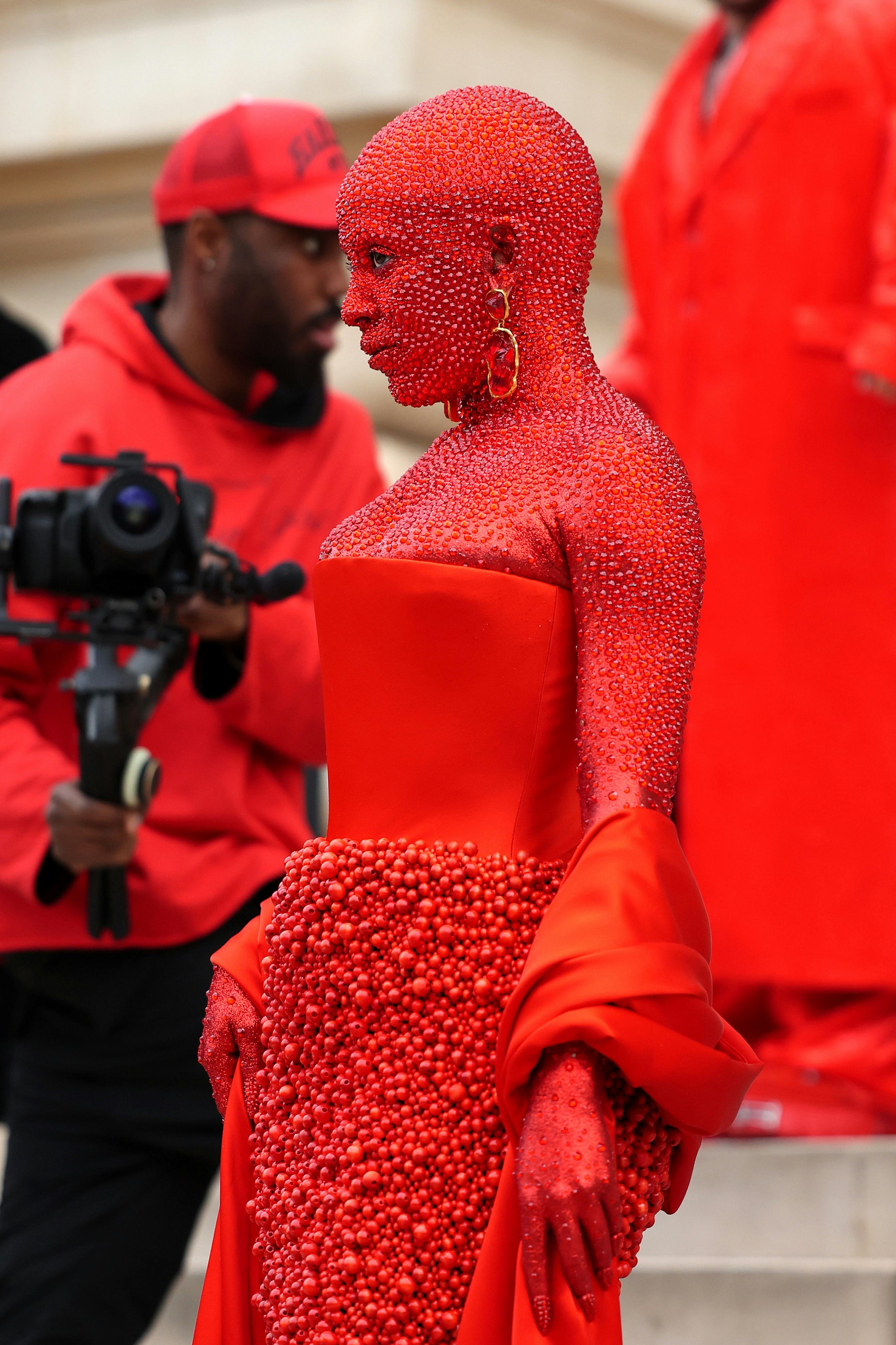 Doja Cat Wore Over 30,000 Crystals To Schiaparelli’s Couture Show