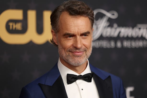 Who Is Murray Bartlett Dating? 'The Last Of Us' Star Lives With His ...