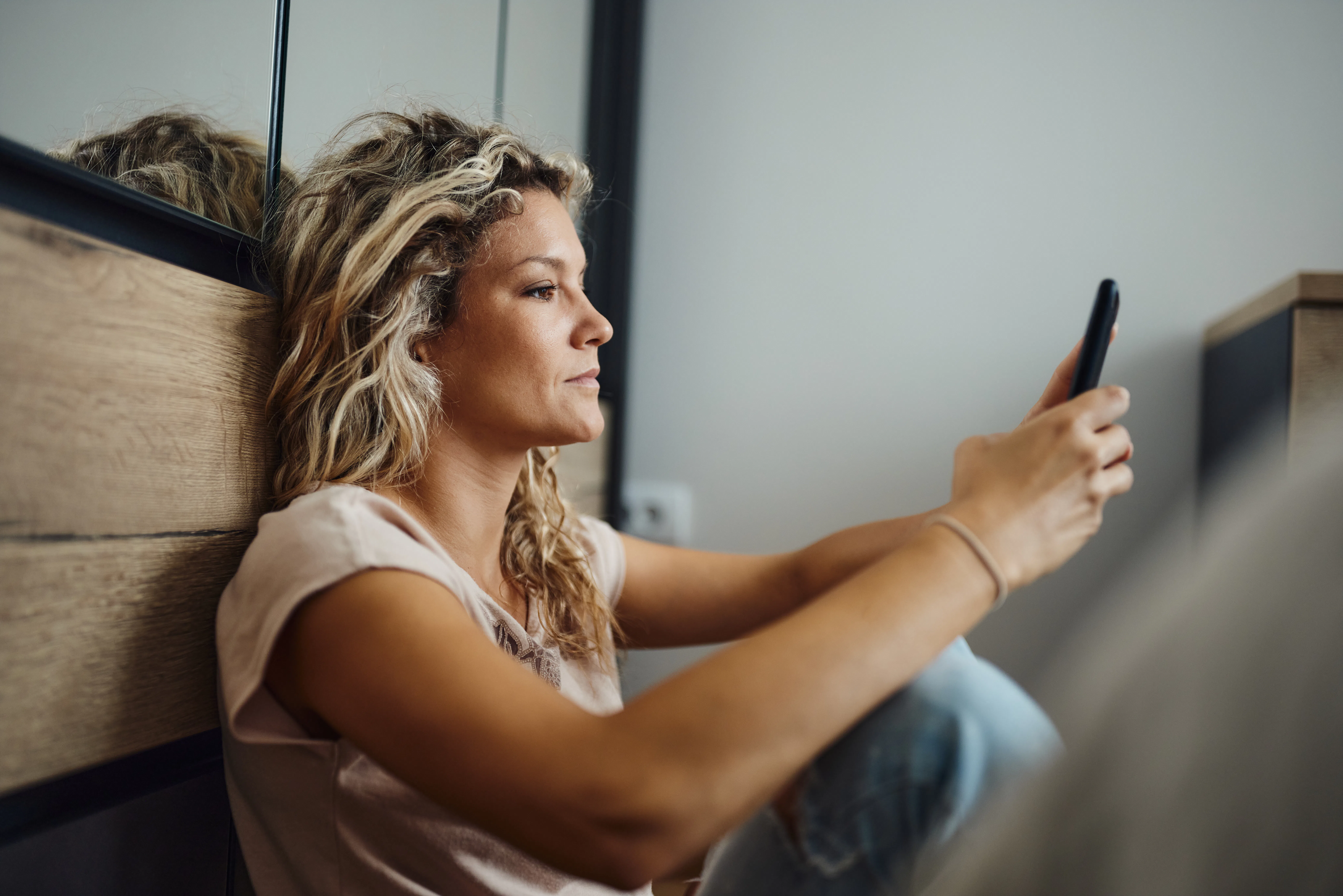 Emotional Cheating: Signs It's Happening & How To Deal With Emotional ...
