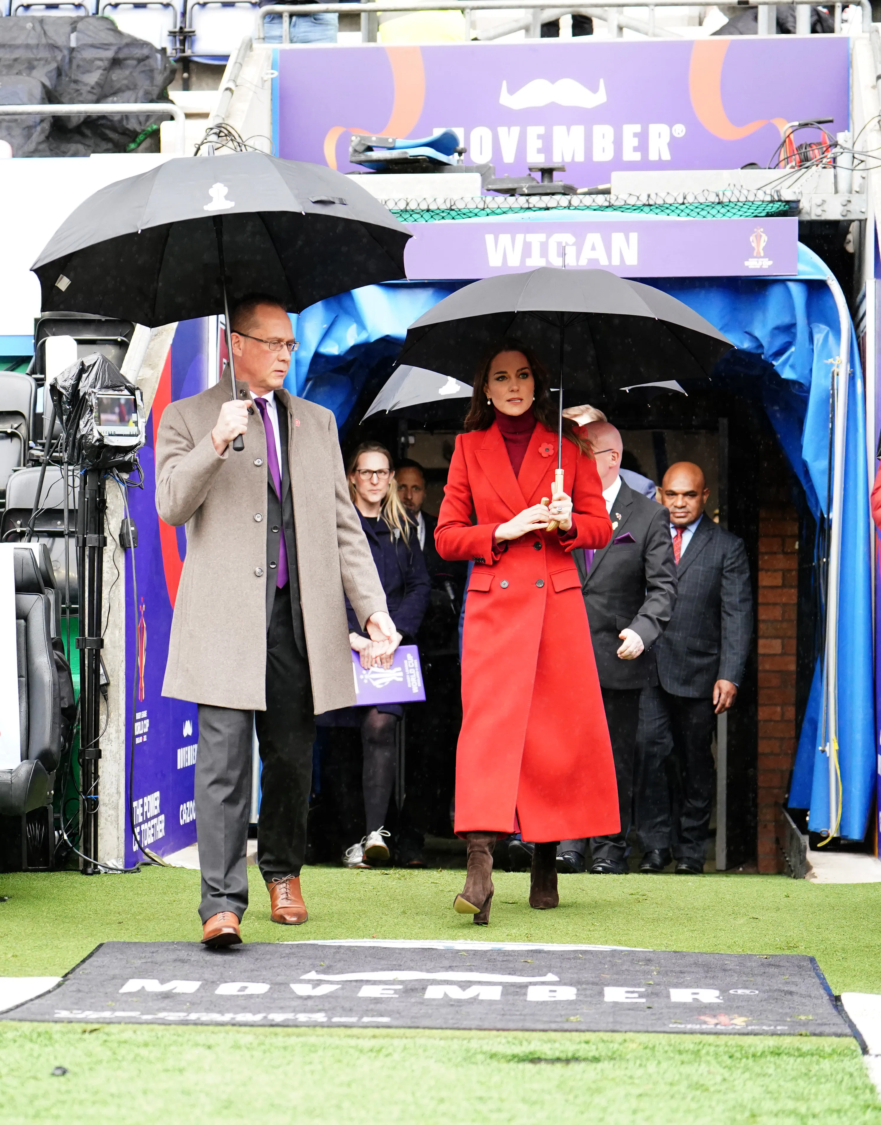 Kate Middleton’s Green Coat Is A Bespoke Alexander McQueen Design