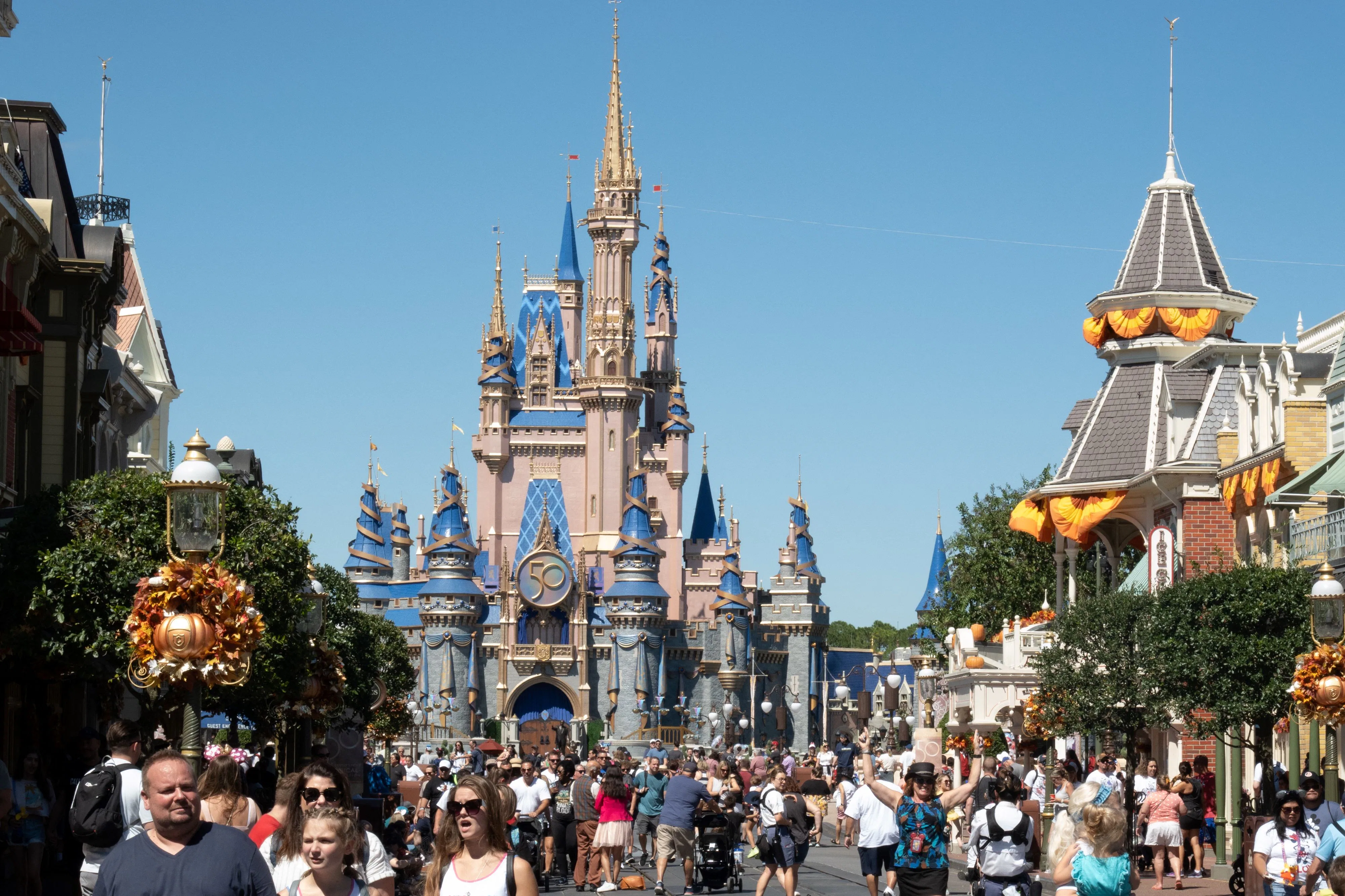 New Disney Parks Meal Plan Could Actually Help Park Goers Save Money