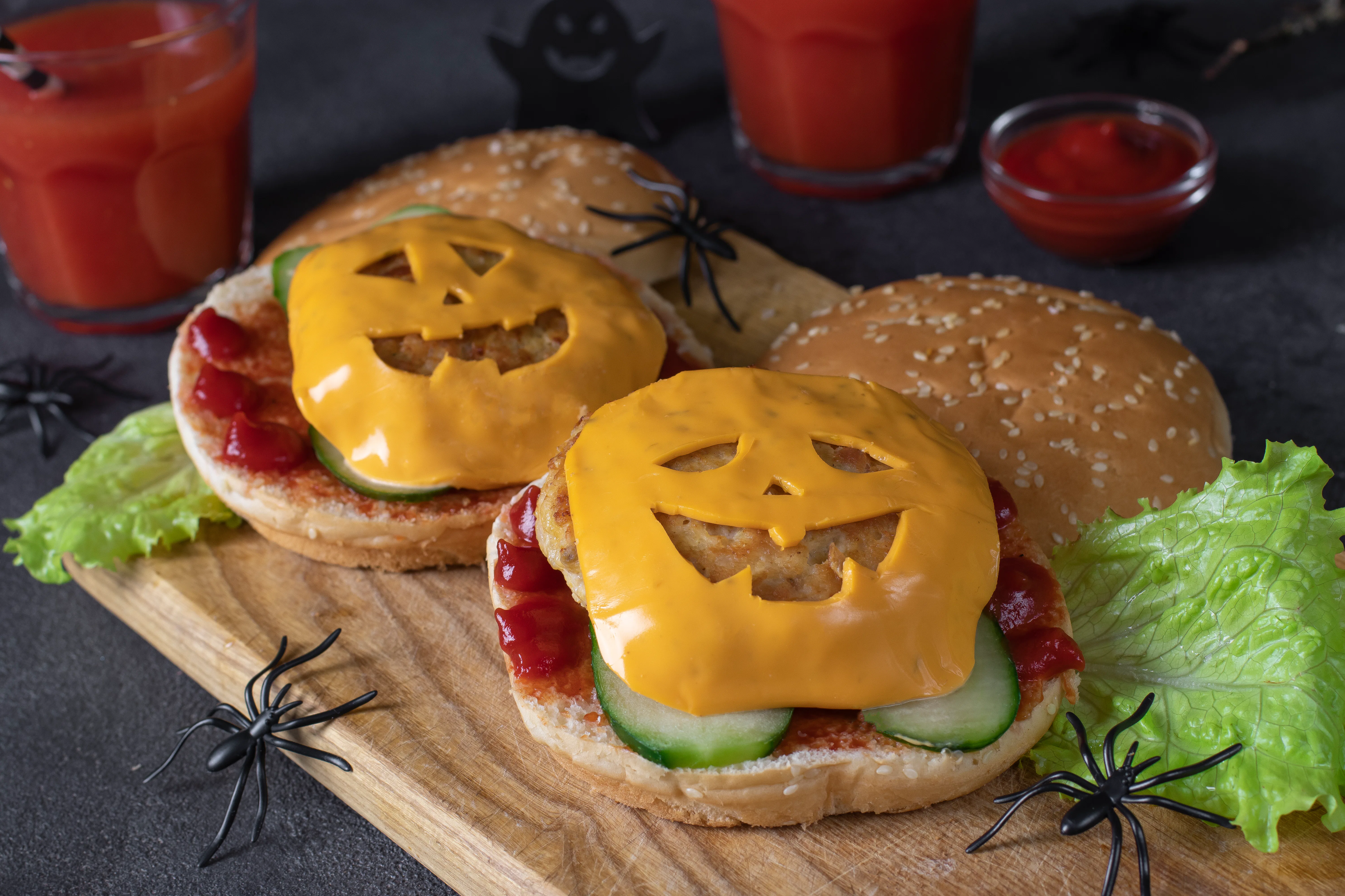 18 Festive Halloween Lunch Ideas For Kids To Eat At School Or Home