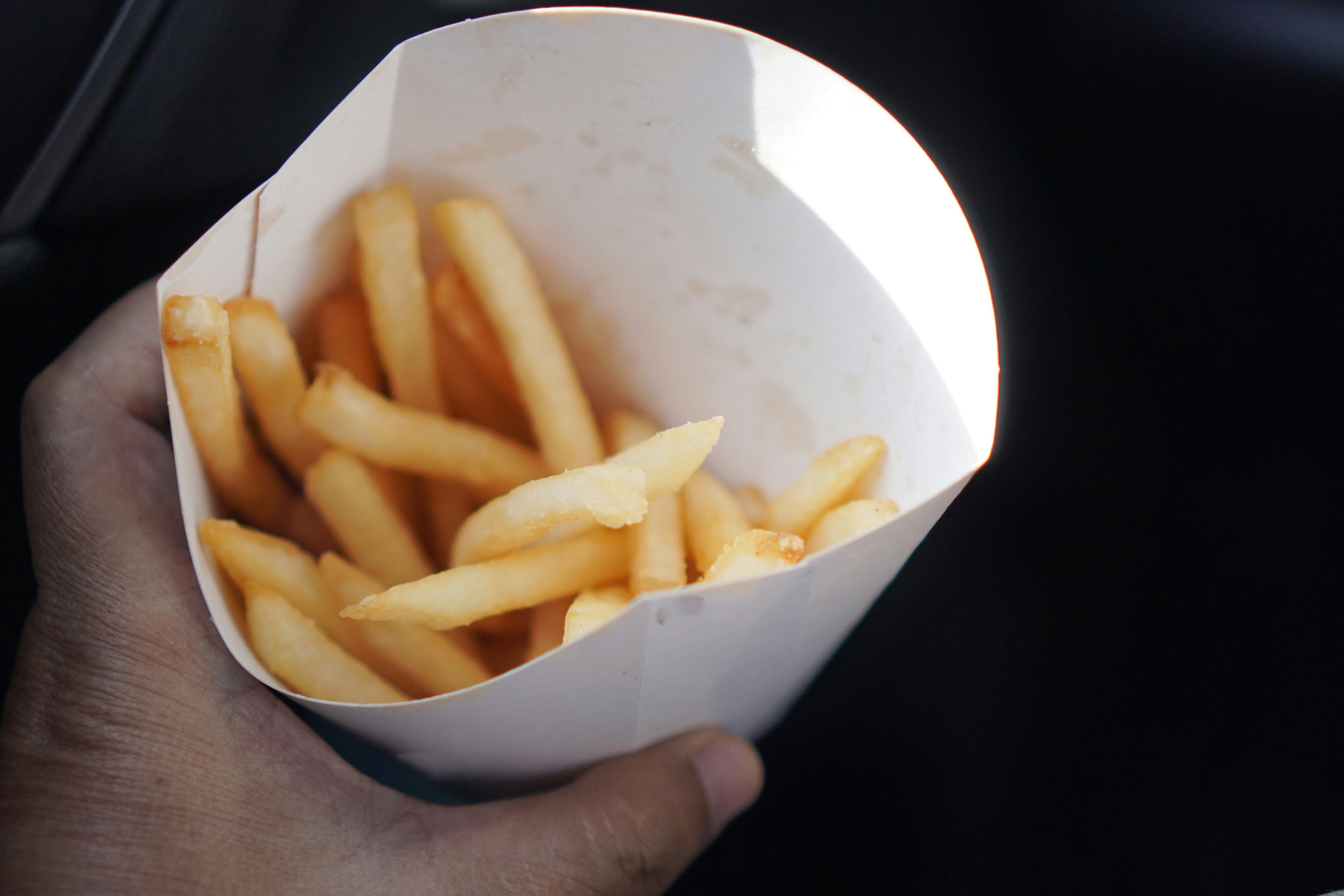 11 Signs You Might Be Spreading Yourself Too Thin & How To Find More Balance