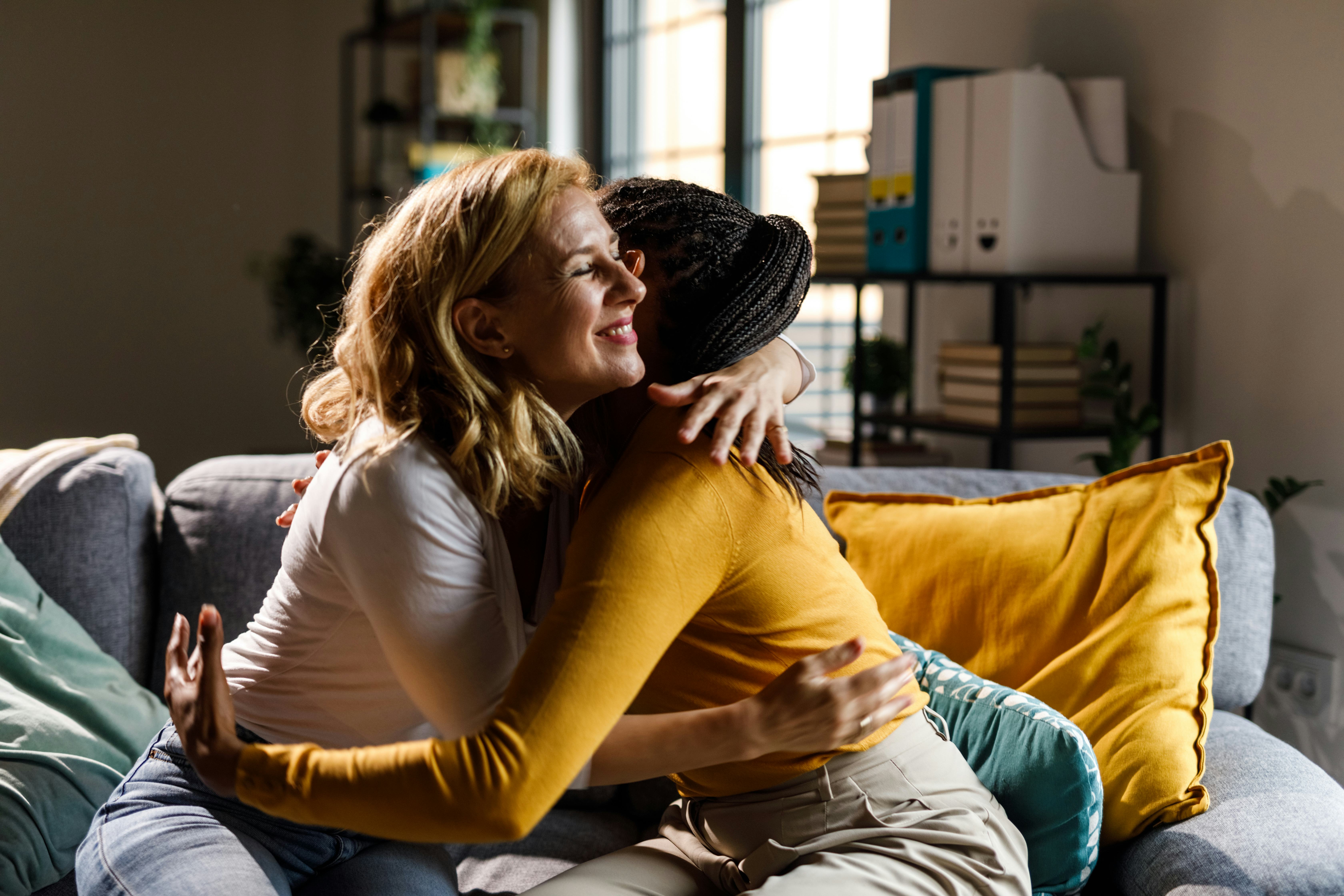 15 Ways To Feel More Comfortable In Your Own Skin Every Day