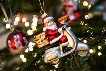 Things Santa Can Leave Behind To Prove He Came To Town (Besides Presents)