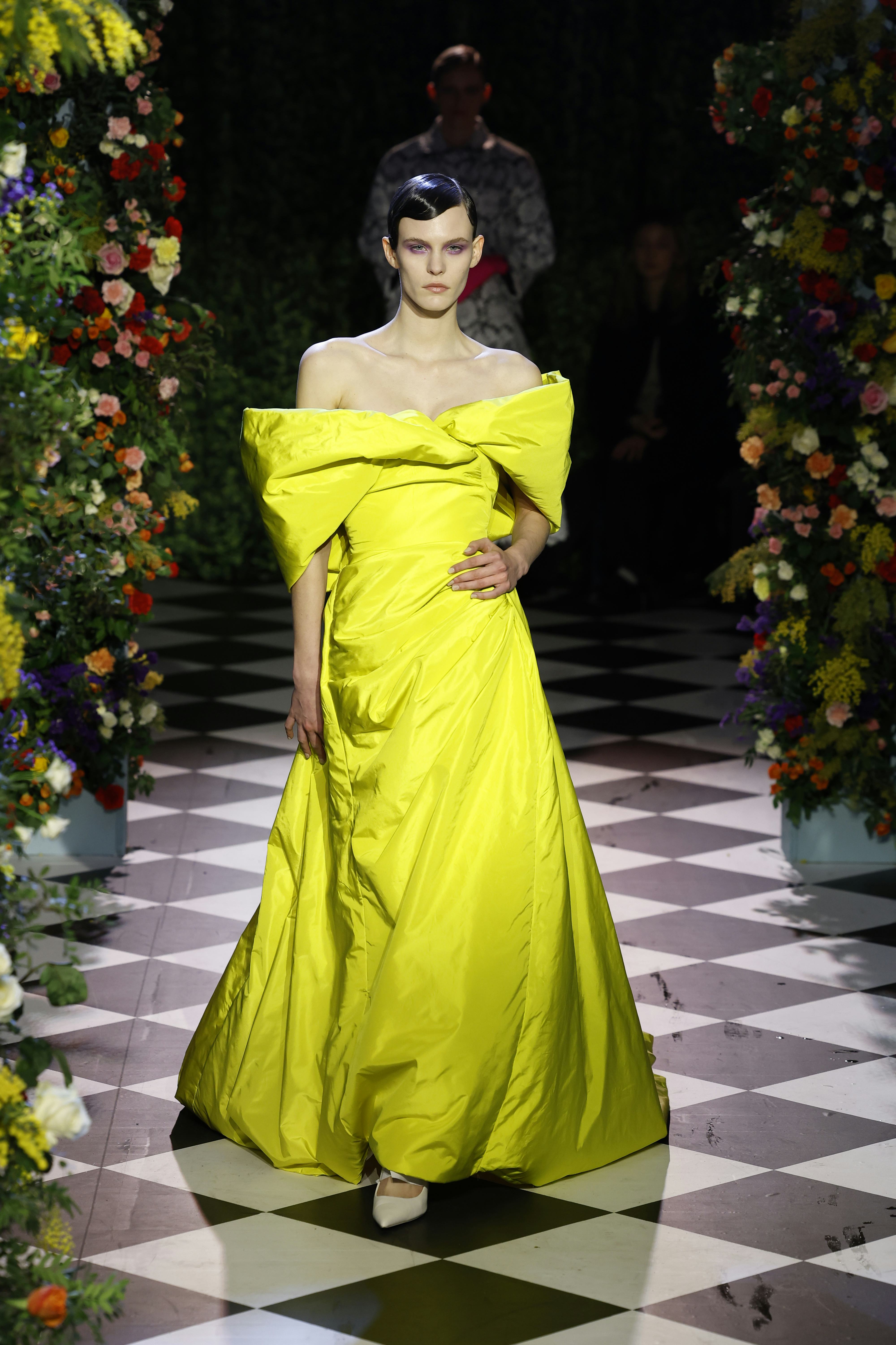 London Fashion Week Fall 2023: See All the Best Runway Looks