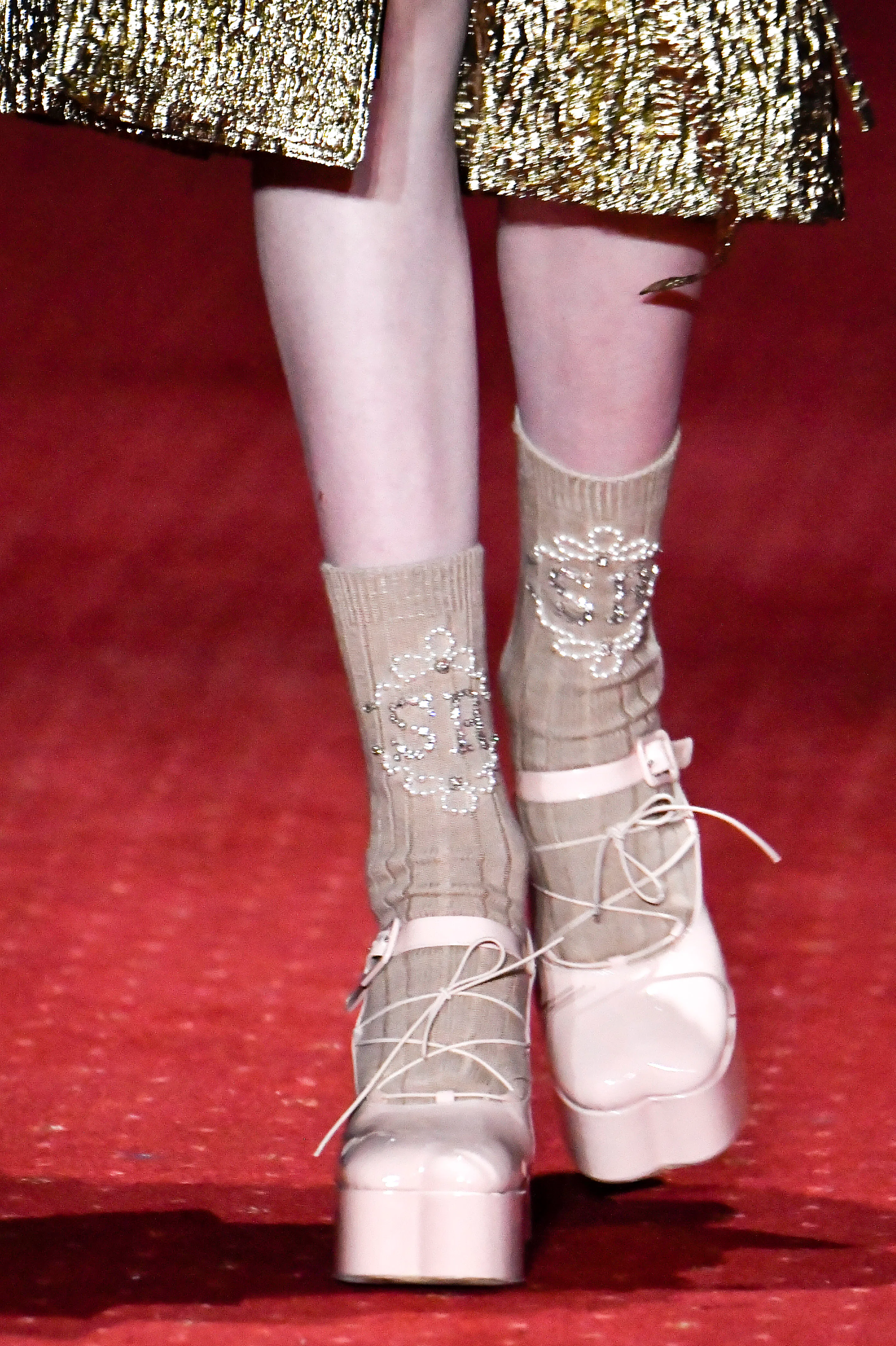 Crystals Embellishments Are Shining Bright On London Fashion Week Fall ...