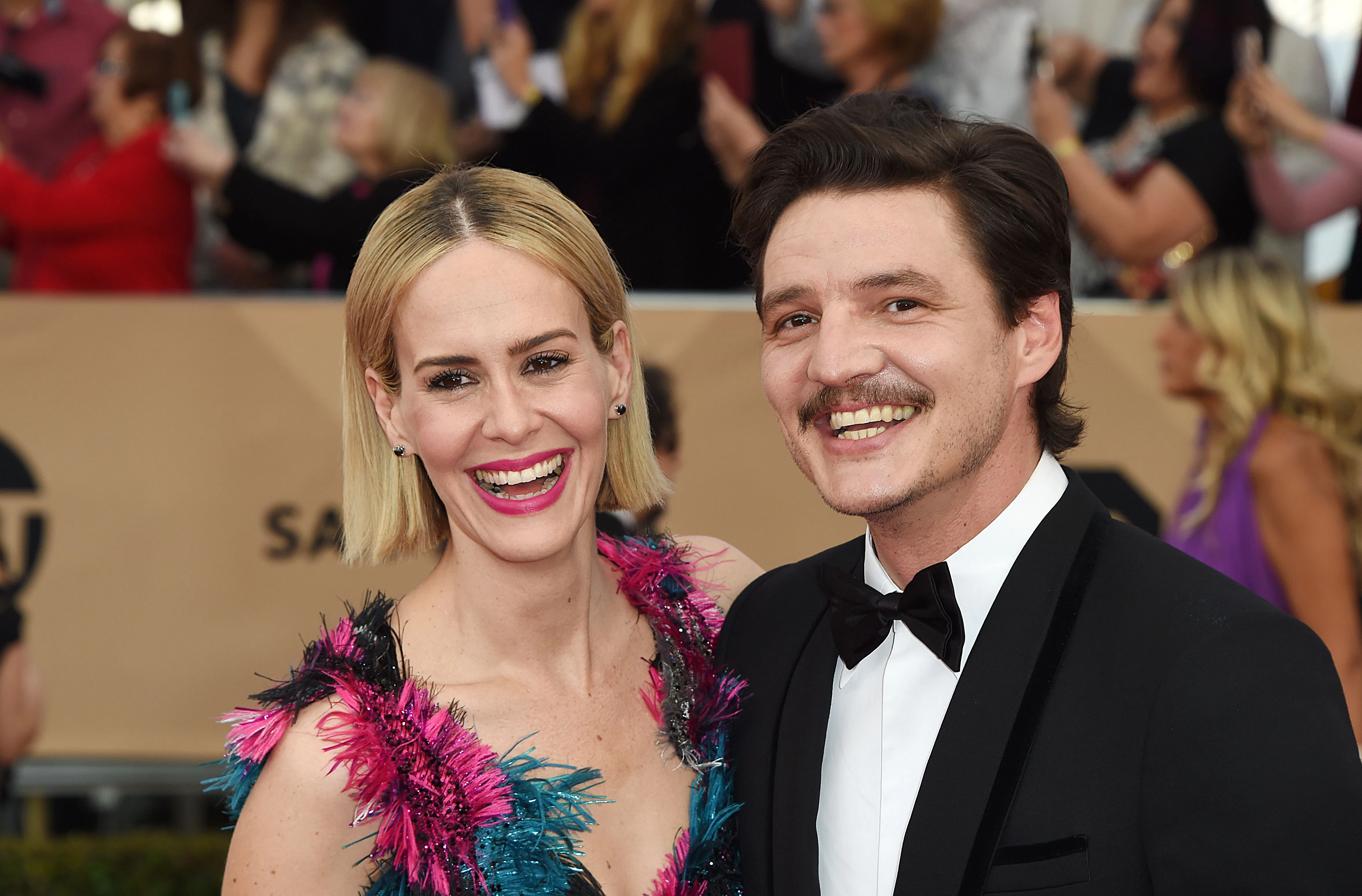 Watch Pedro Pascal & Sarah Paulson Be Daddy & Mommy On 'SNL'