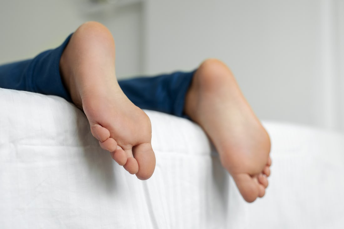 Is Toe Hair Normal? You Shouldn't Be Worrying About How Your Feet Look ...